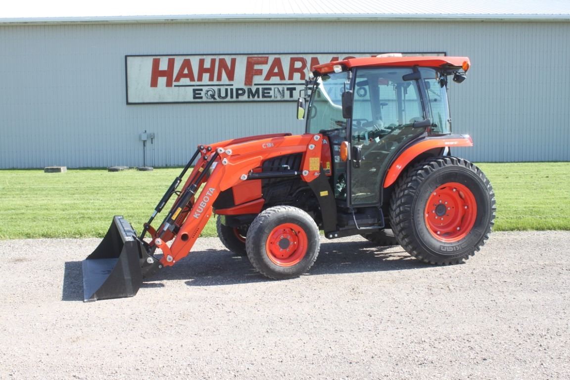 Kubota L6060 4wd tractor, cab, air, Hydro, C18S SL loader, 1568 hours