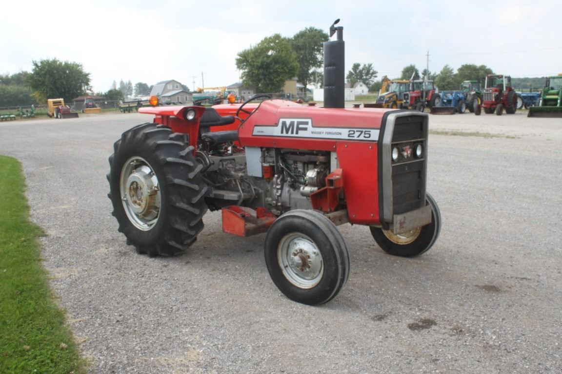 MF 275 2wd tractor, 4302 hours