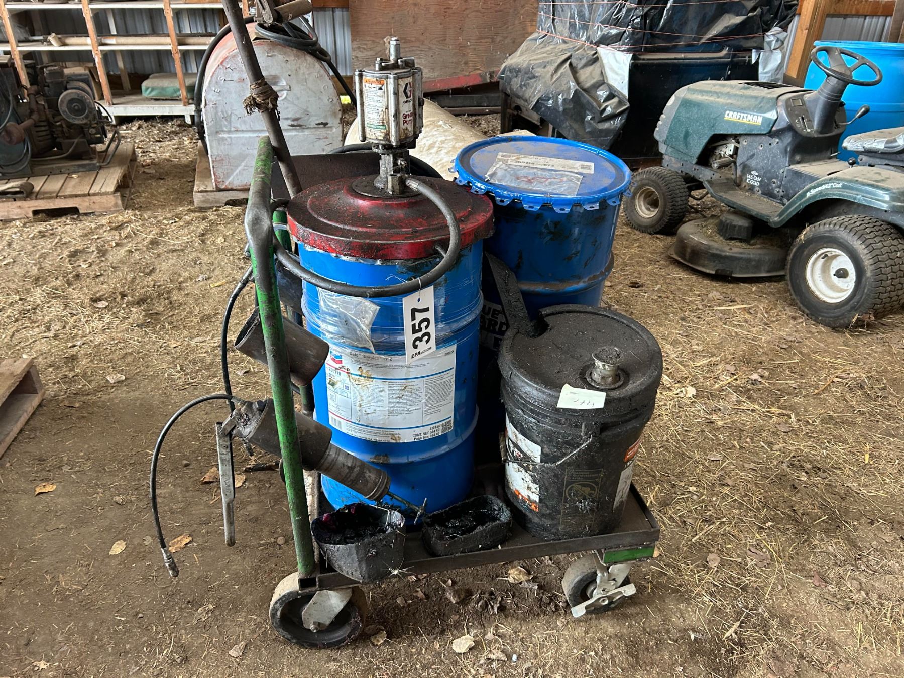 Air Greaser w/ 55kg Grease Pump & Grease Guns