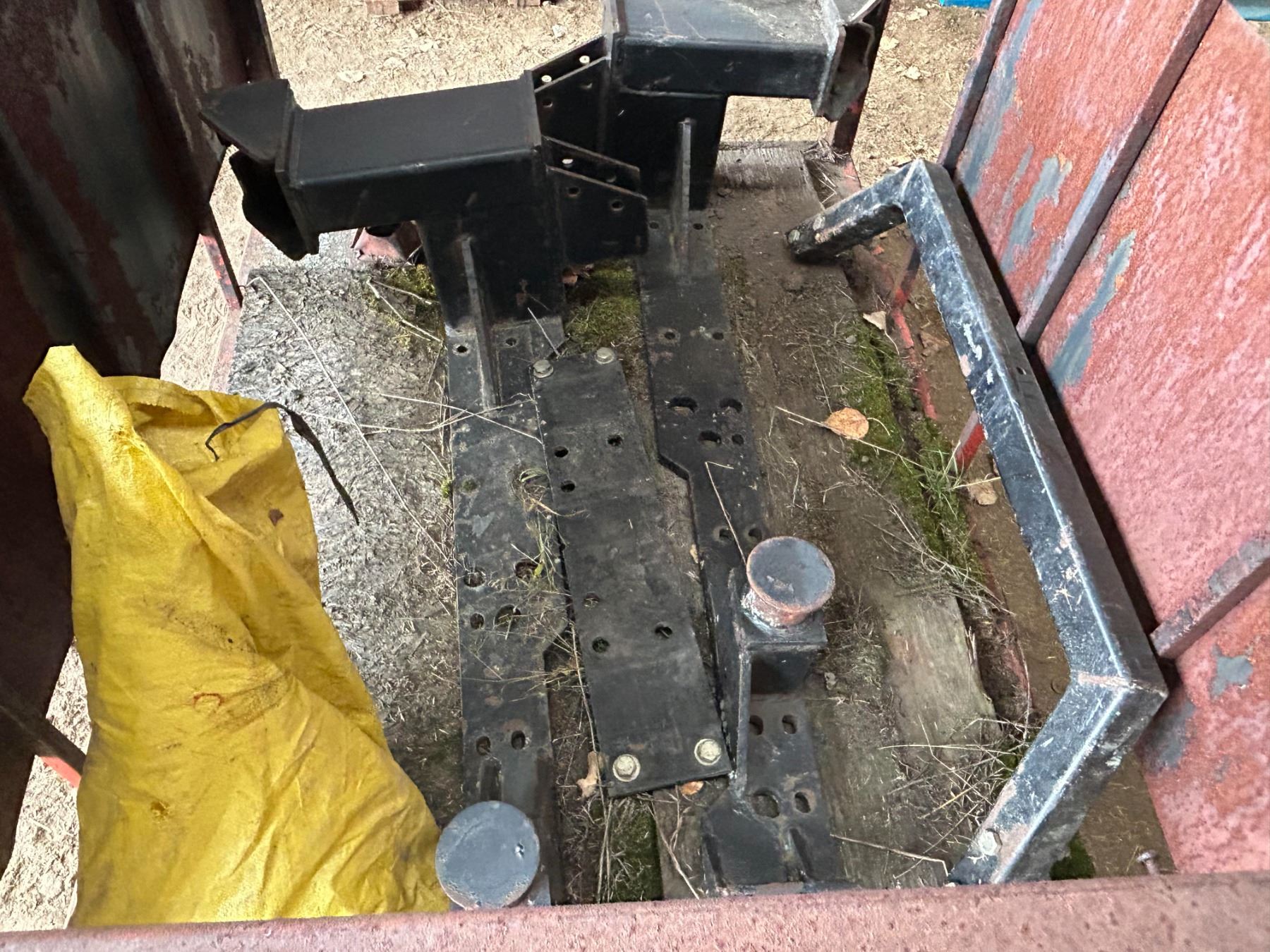 Magnum Series Front End Loader Brackets