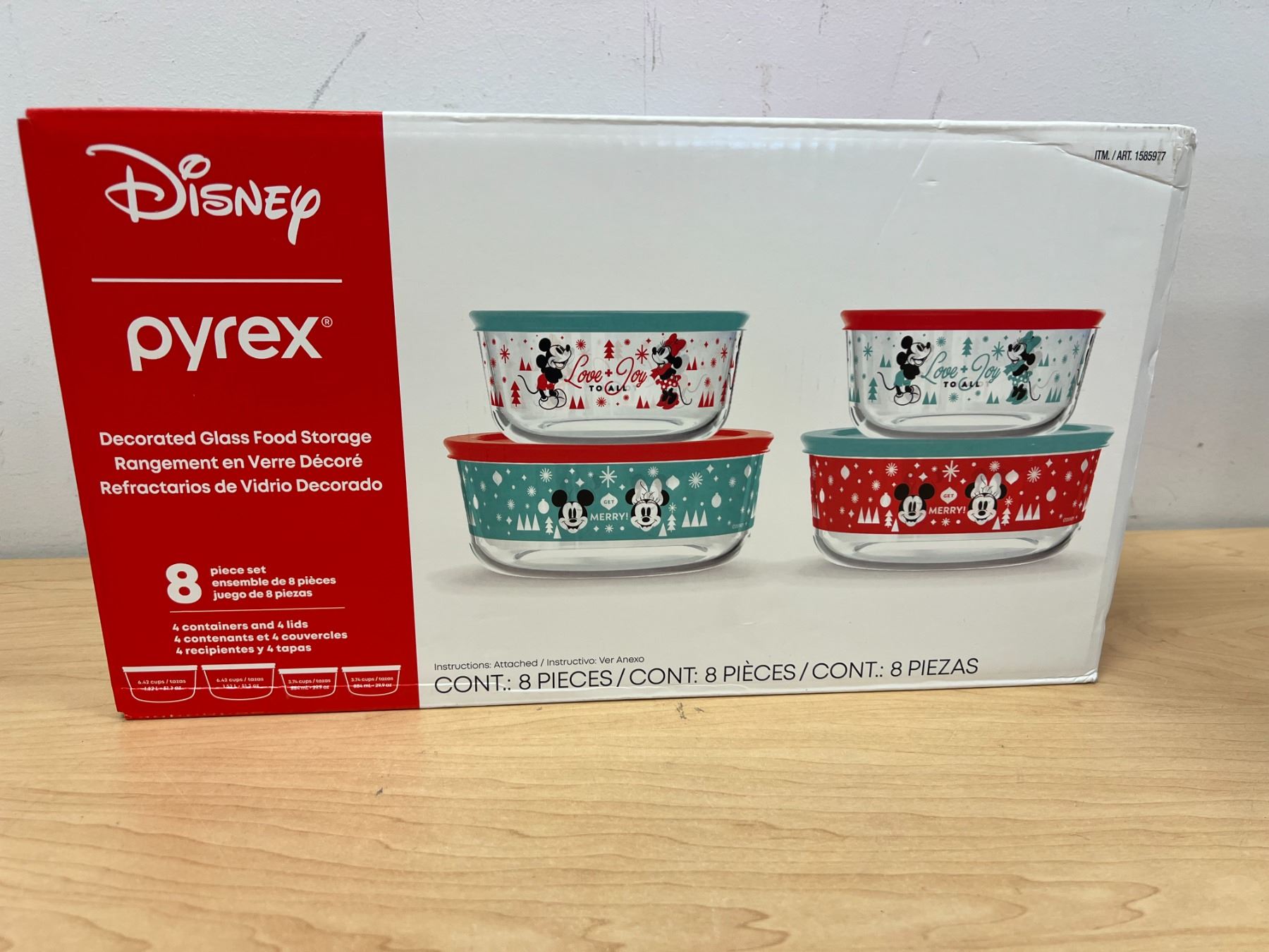 New Sealed Disney Pyrex Glass Food Storage Set - see photos for details