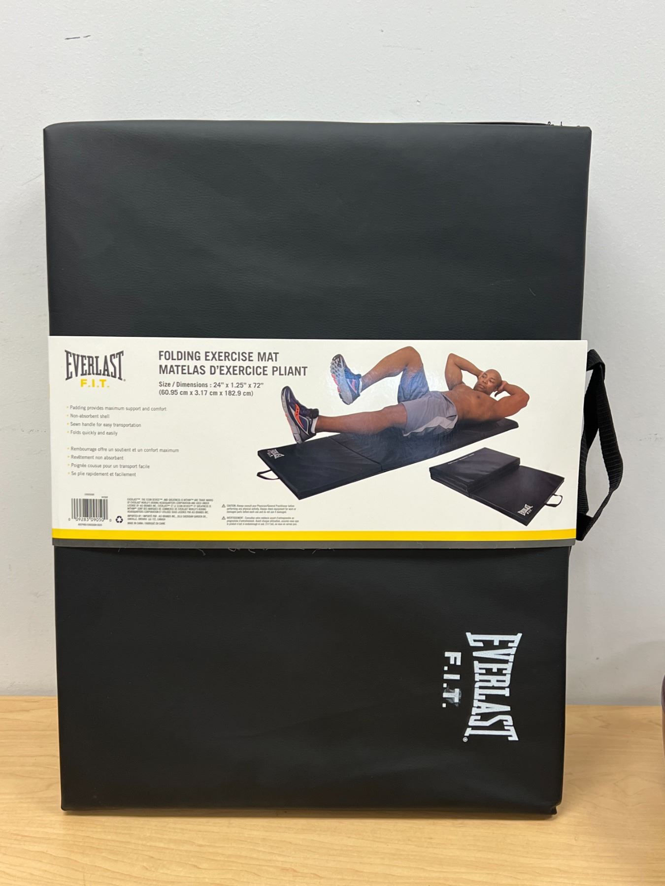 Everlast Folding Exercise Mat - see photos for size and details