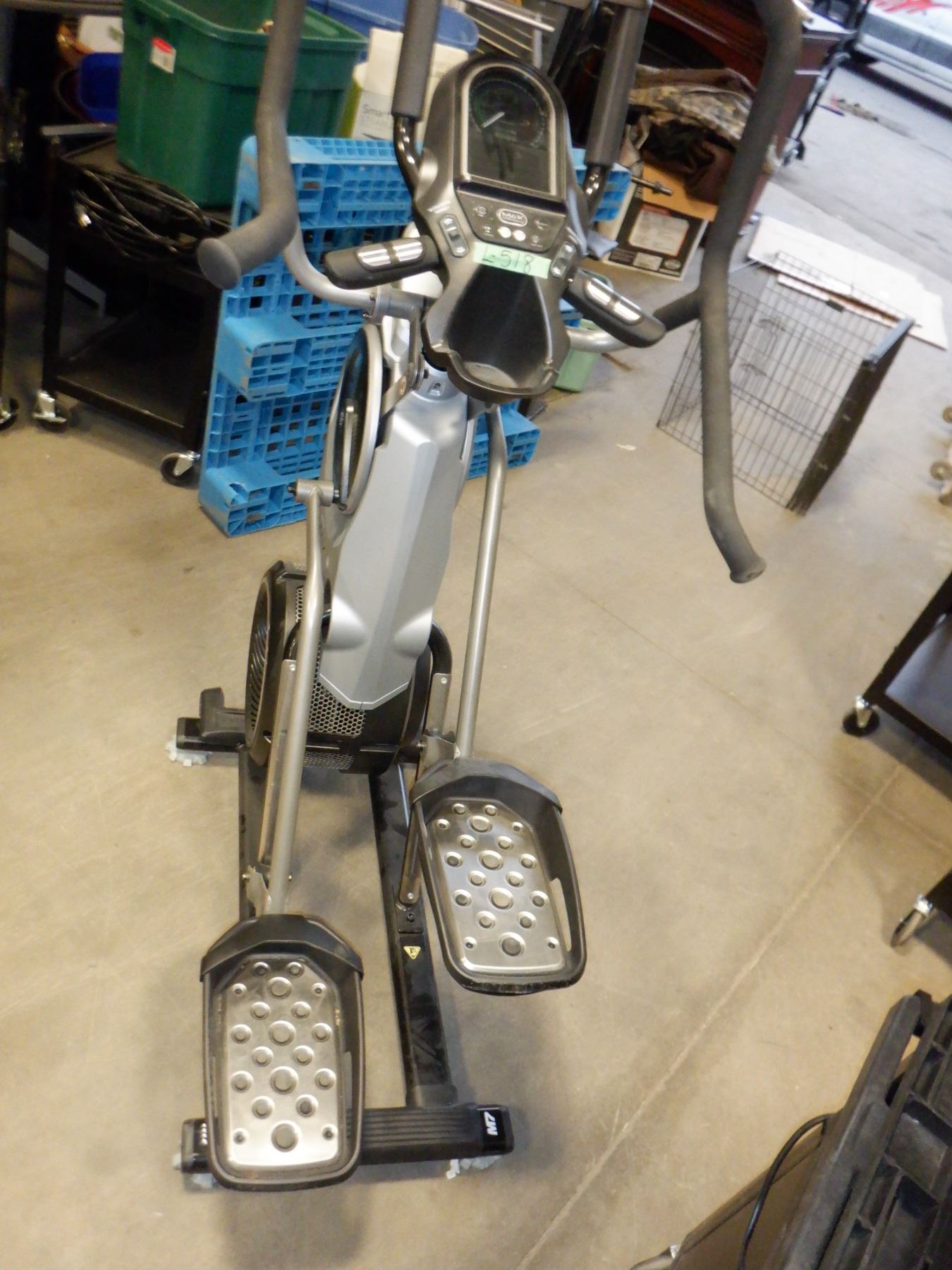 Step trainer exercise machine by Max Trainer