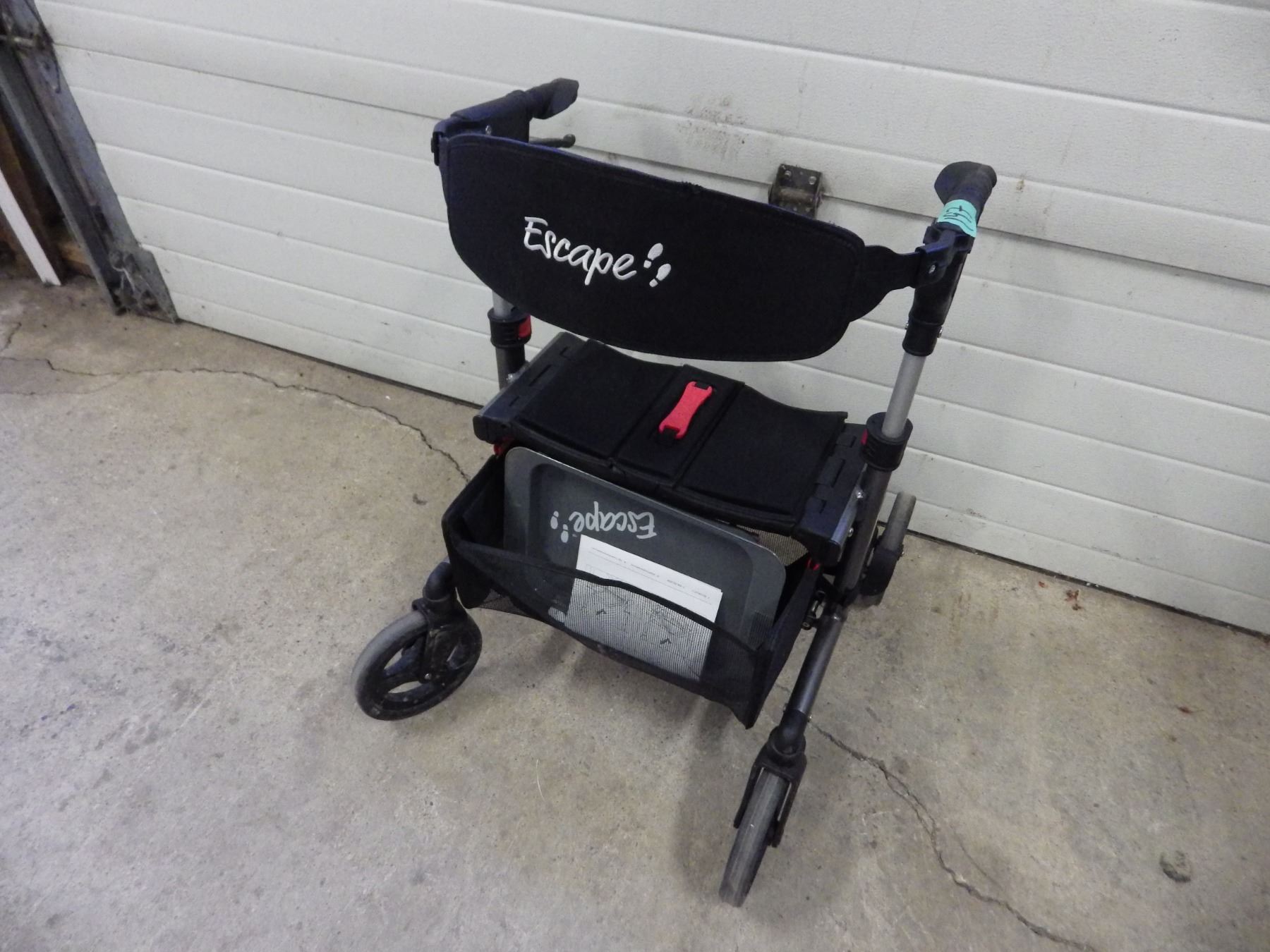 Escape assisted living Walker