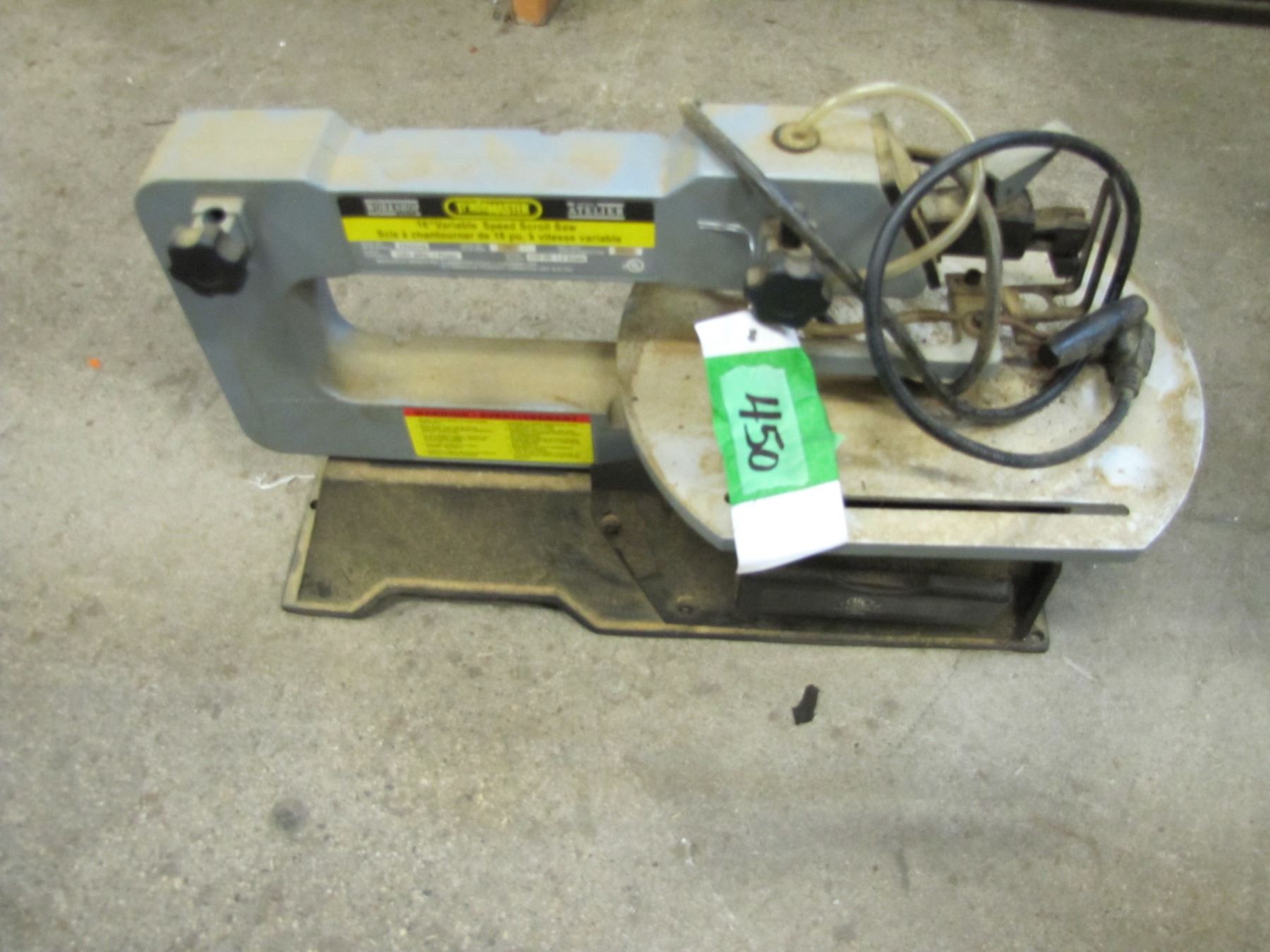 trademaster 16 inch variable speed scroll saw