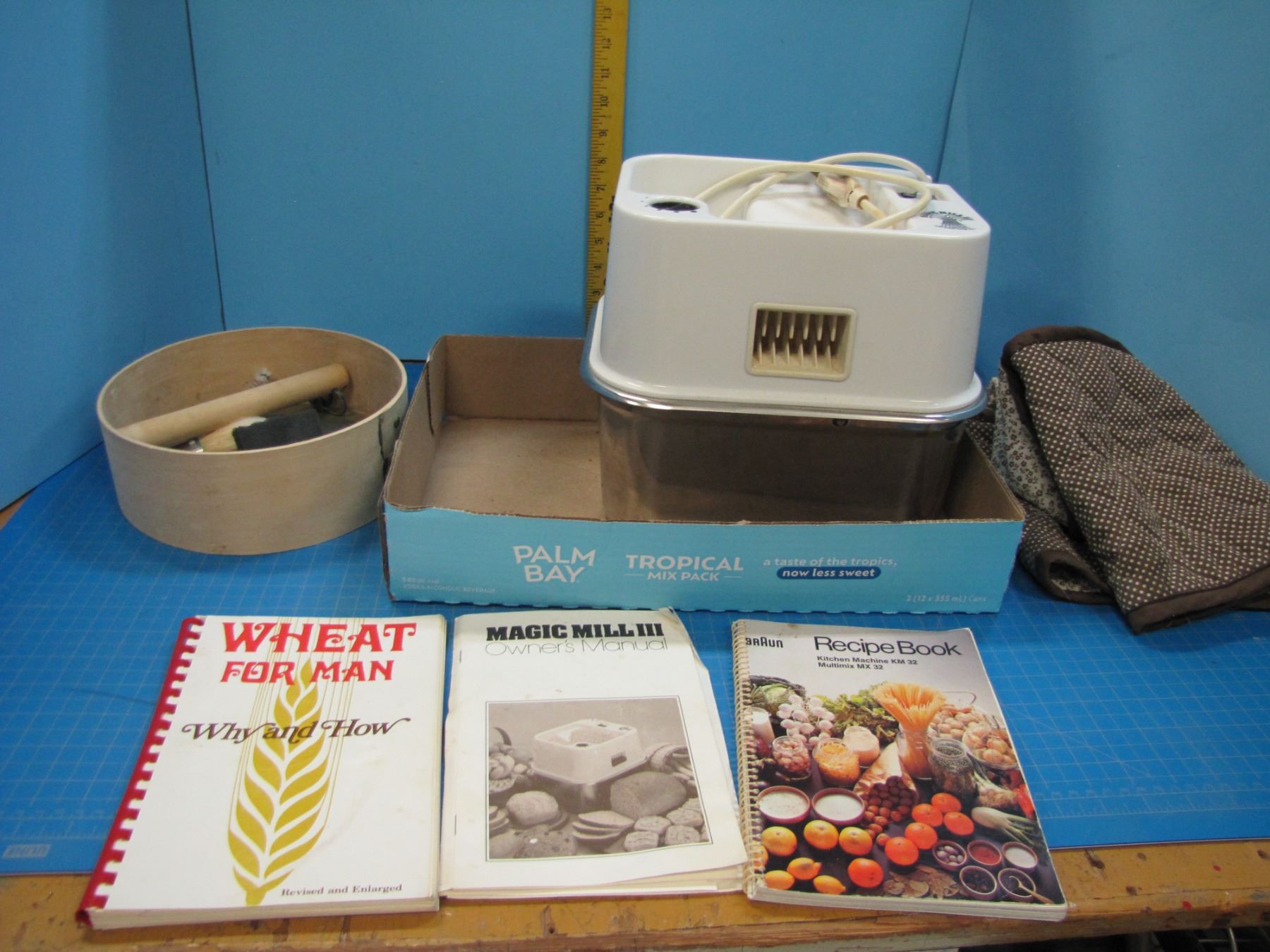 magic mill III High speed flour Grain mill and recipe books