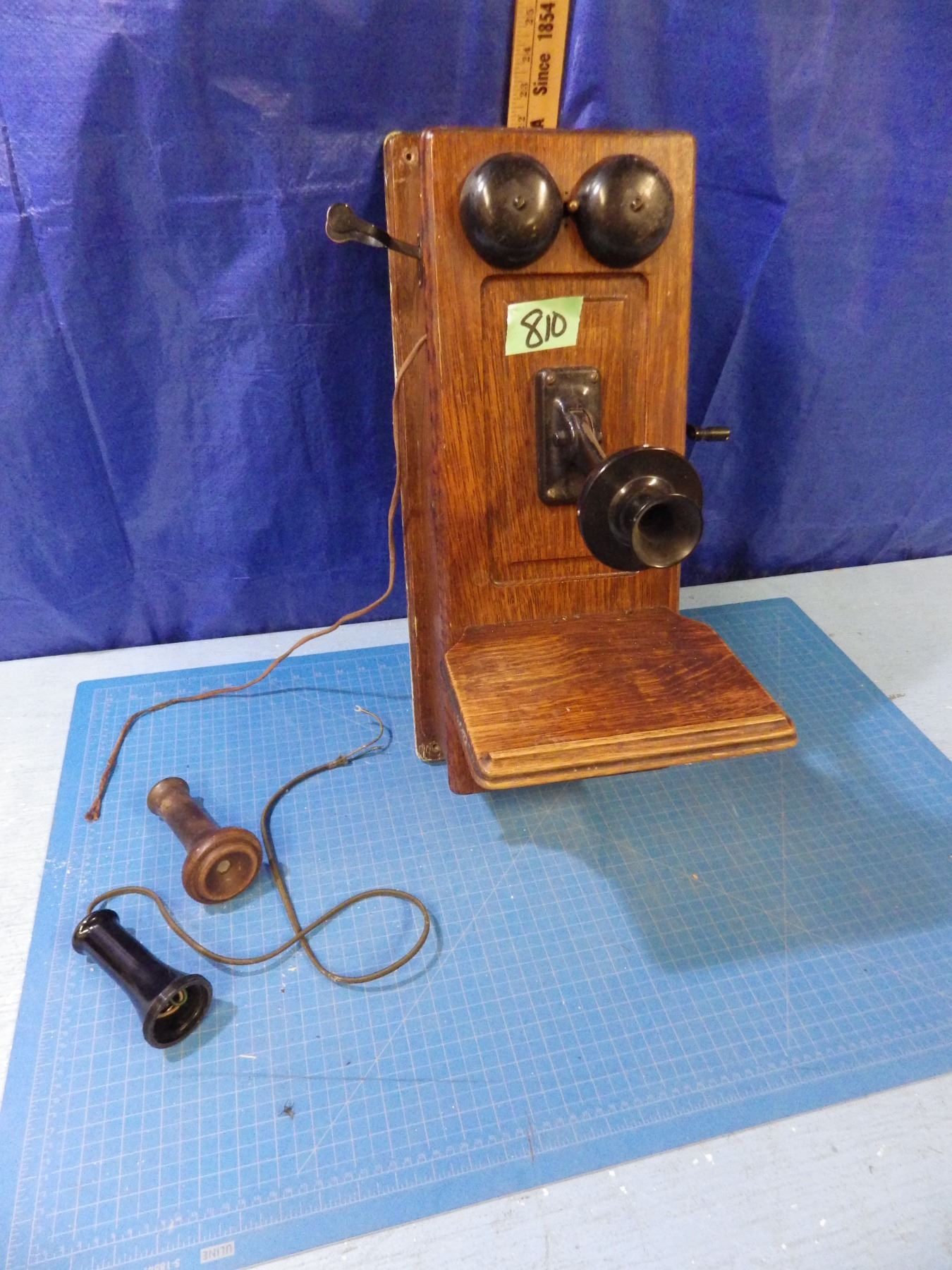 Collector wall telephone - needs repair