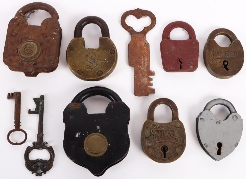 ANTIQUE LOCKS AND KEYS COLLECTION - 7 LOCKS 3 KEYS