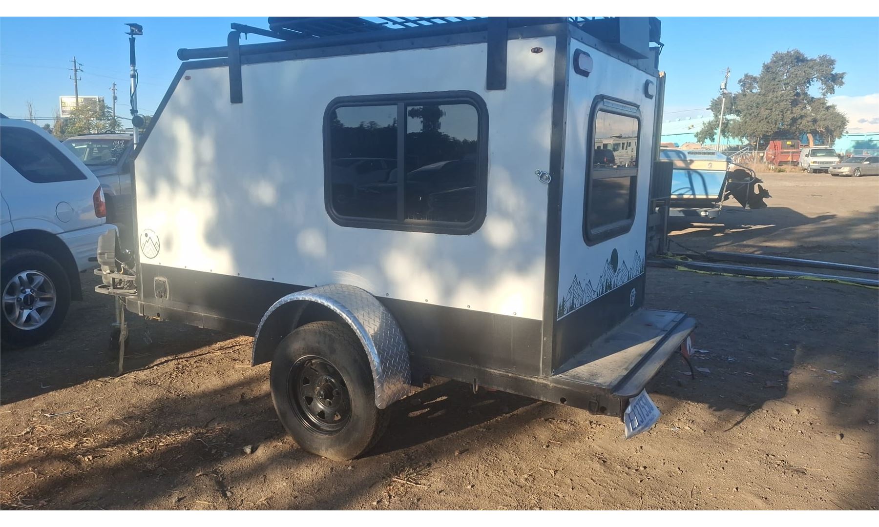 2019 TRAILER HOME BUILT