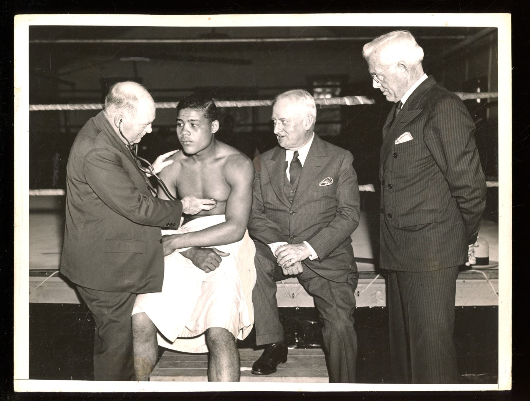 1935 Acme Newspictures Joe Louis Boxing Black & White Original 9x7 Photo