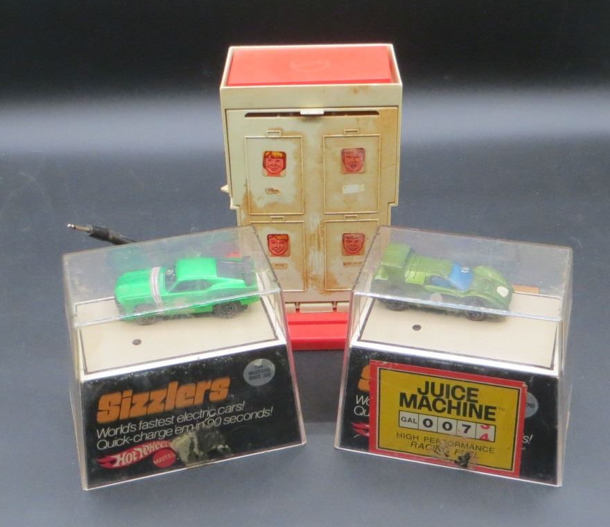 Vintage Hot Wheels Red Line Sizzlers Mustang Boss 302 Green & Angeleno ...