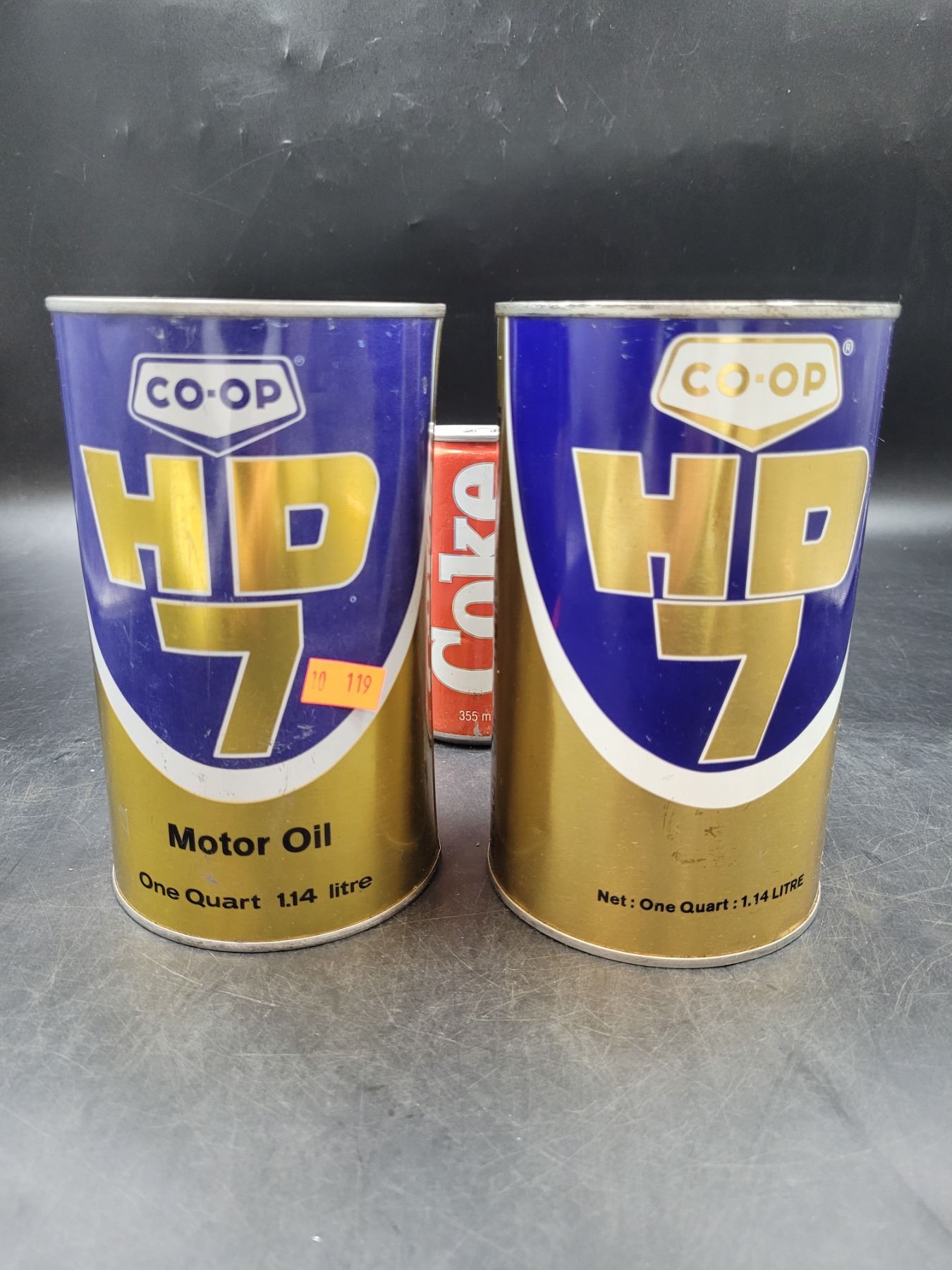 Vintage Co-op HD-7 1.14 Litre Motor Oil Cans