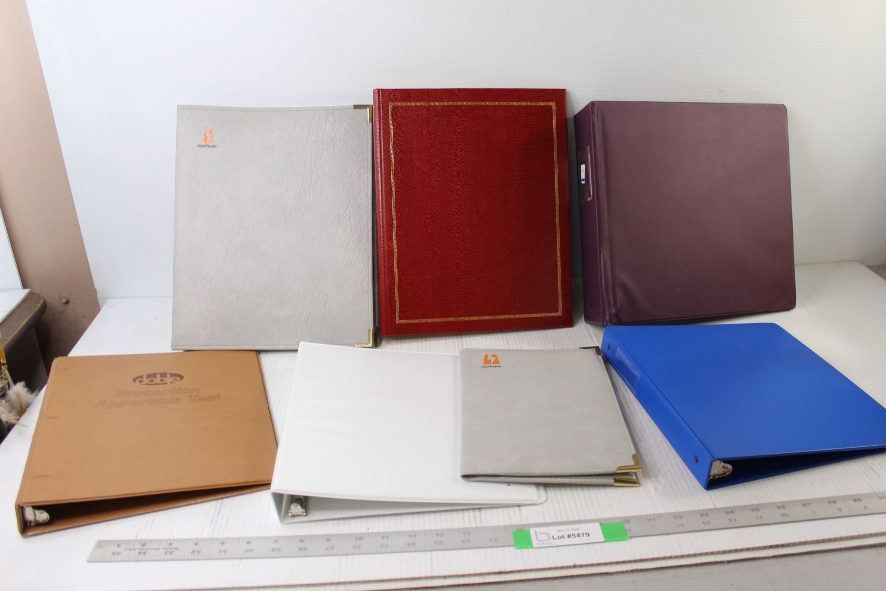(7) Binders - Bodnarus Auctioneering