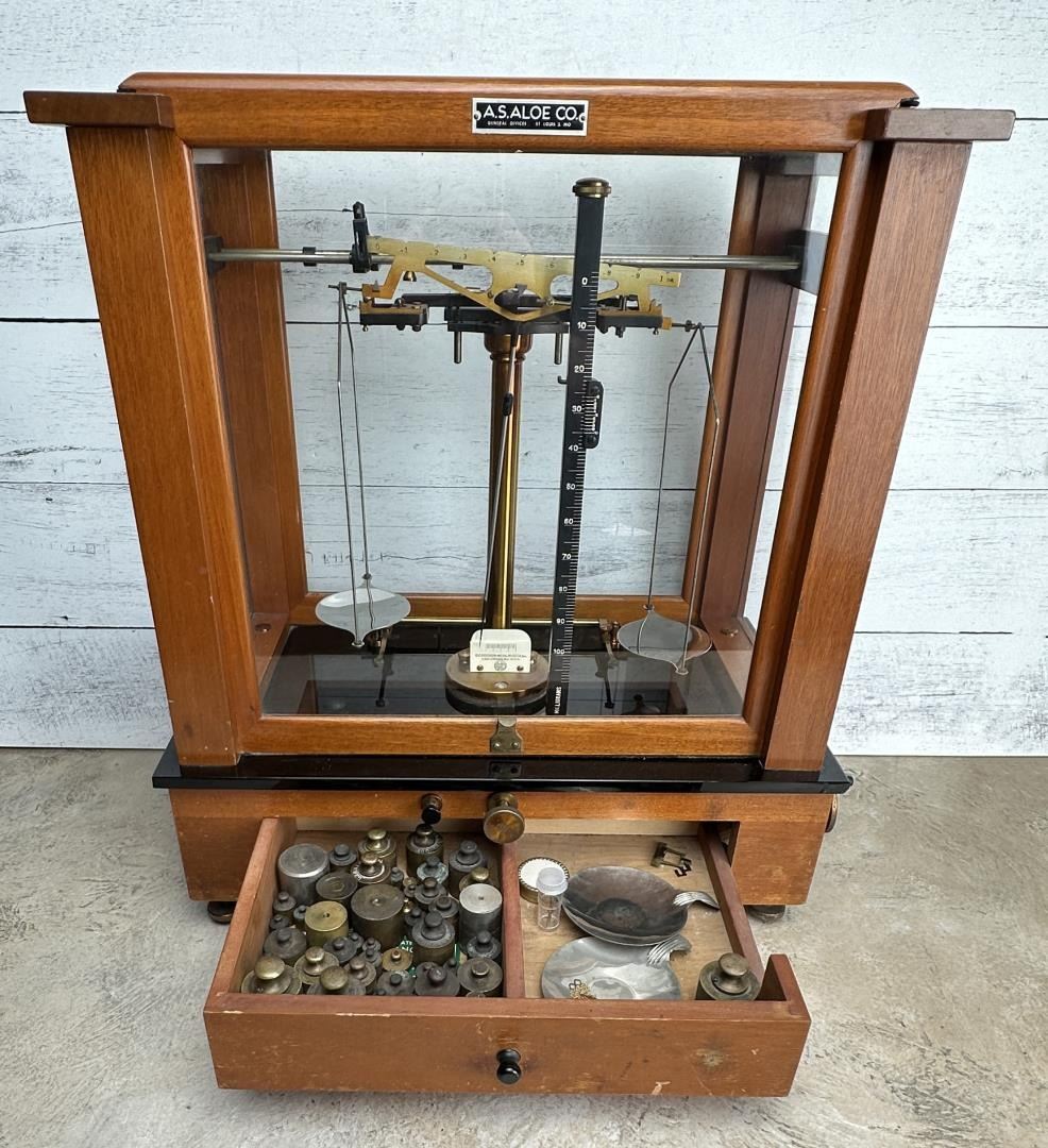 A.S. Aloe Assayers Pharmacy Scale