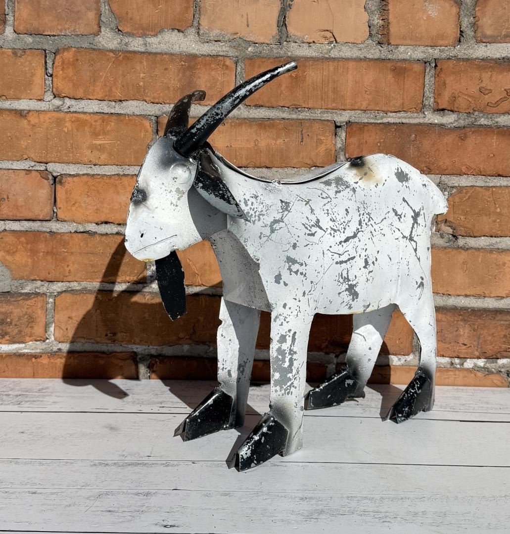 Decorative Tin Metal Garden Goat