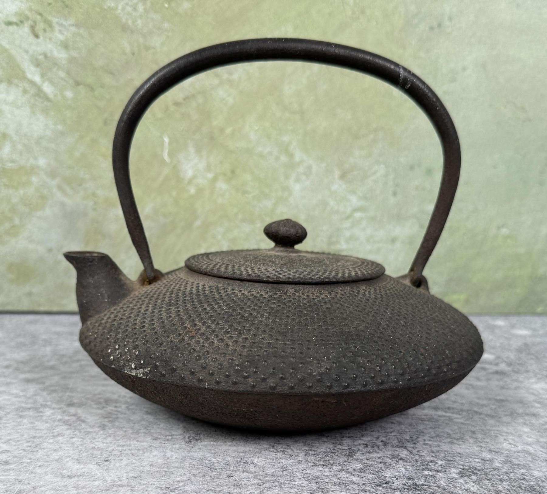 Antique Japanese Hailstone Tetsubin Tea Kettle
