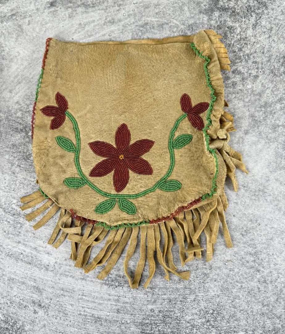 Cree Native American Indian Beaded Pouch