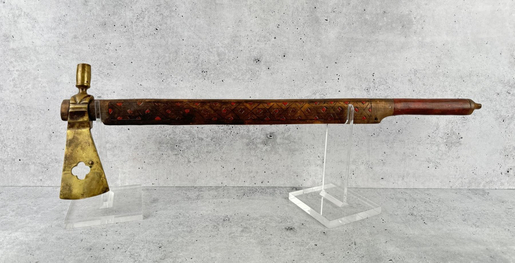Plains Native American Indian Peace Pipe Tomahawk