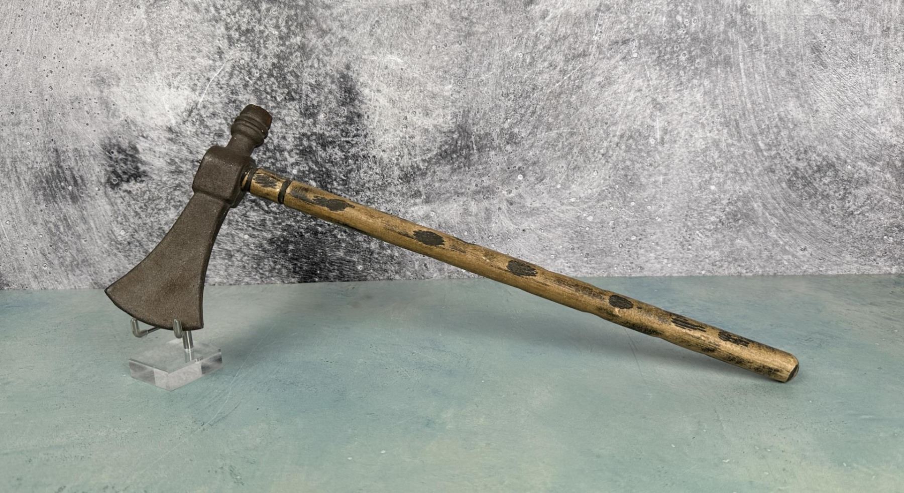 Native American Indian Peace Pipe Tomahawk