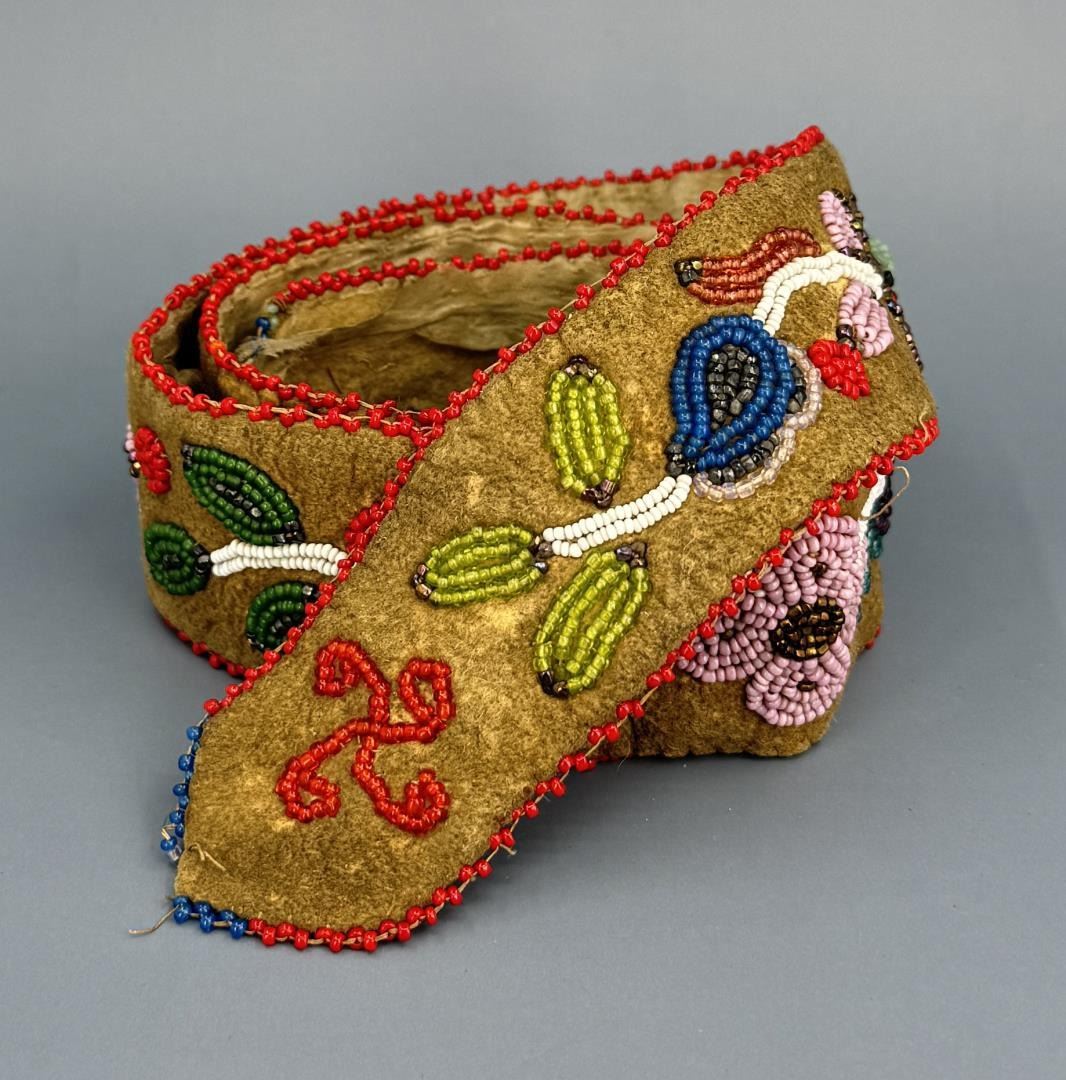 Cree Native American Indian Beaded Belt
