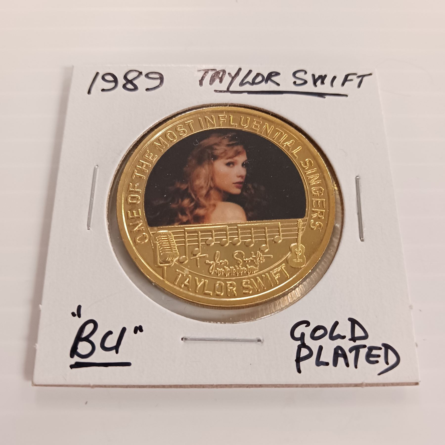 1989 Taylor Swift Gold Plated Medallion