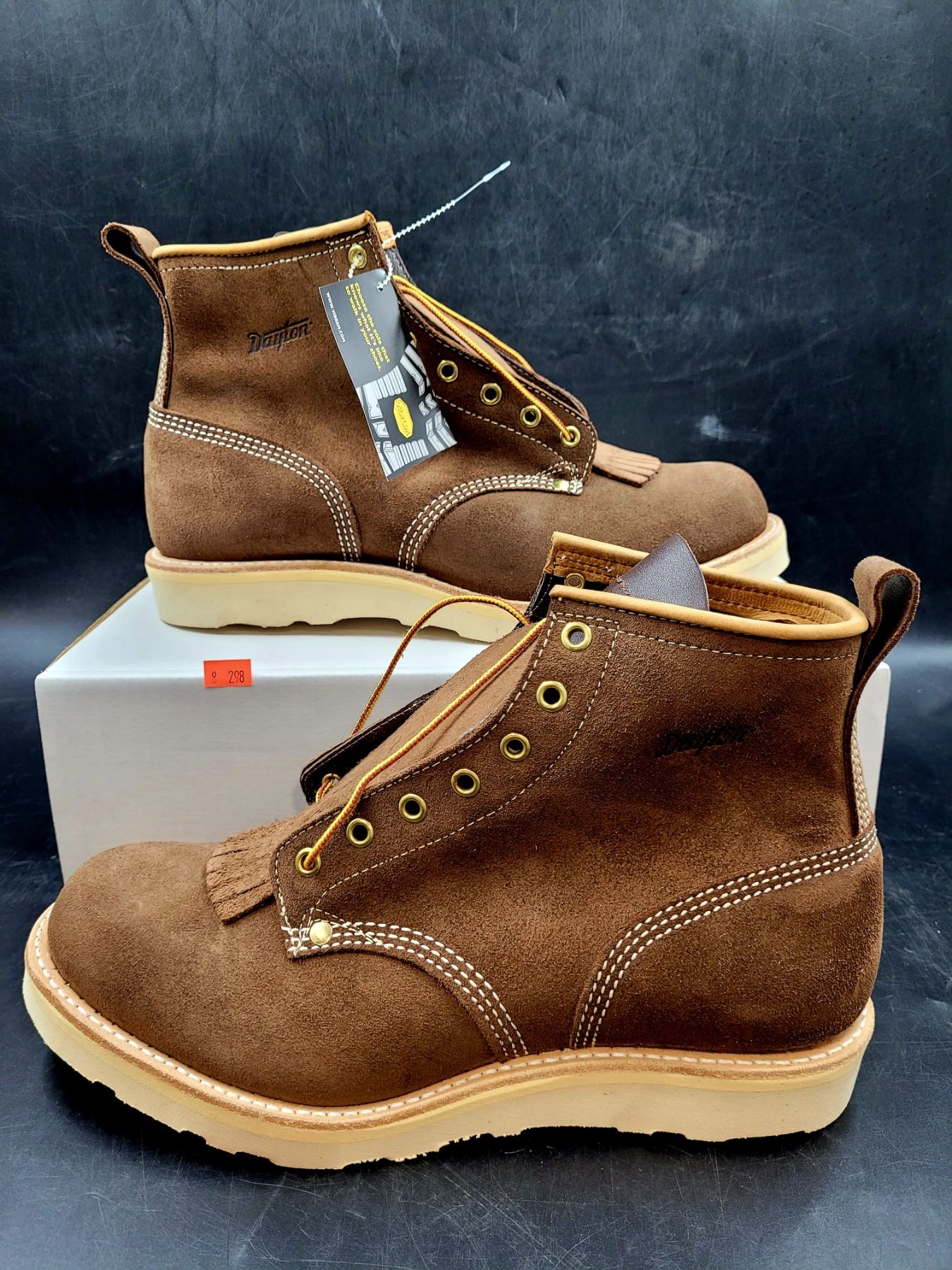 New Pair Of Leather Size 10 Dayton Boots