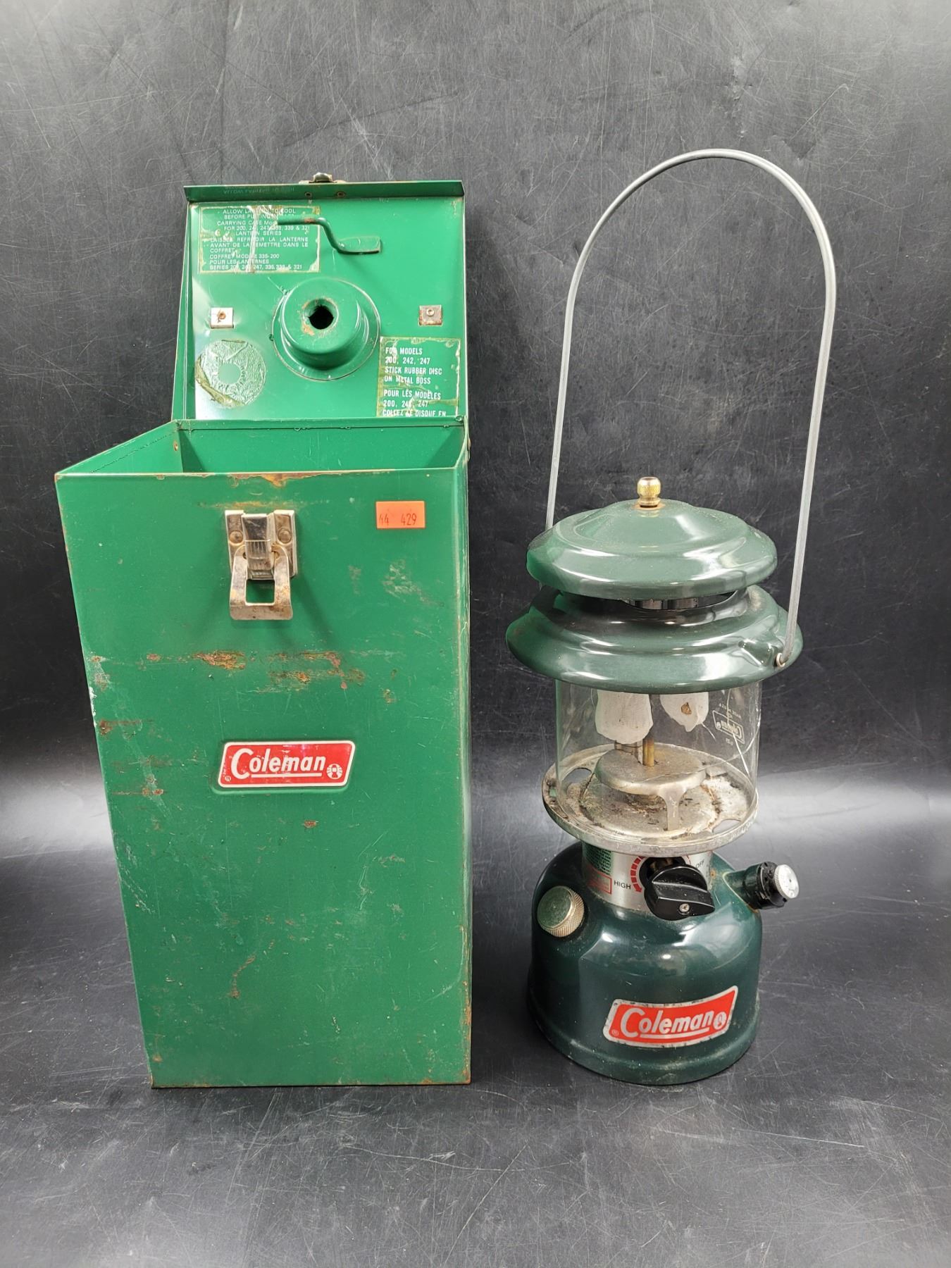 Vintage Coleman Portable Oil Lamp w/ Case
