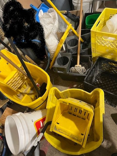 misc janitorial supplies