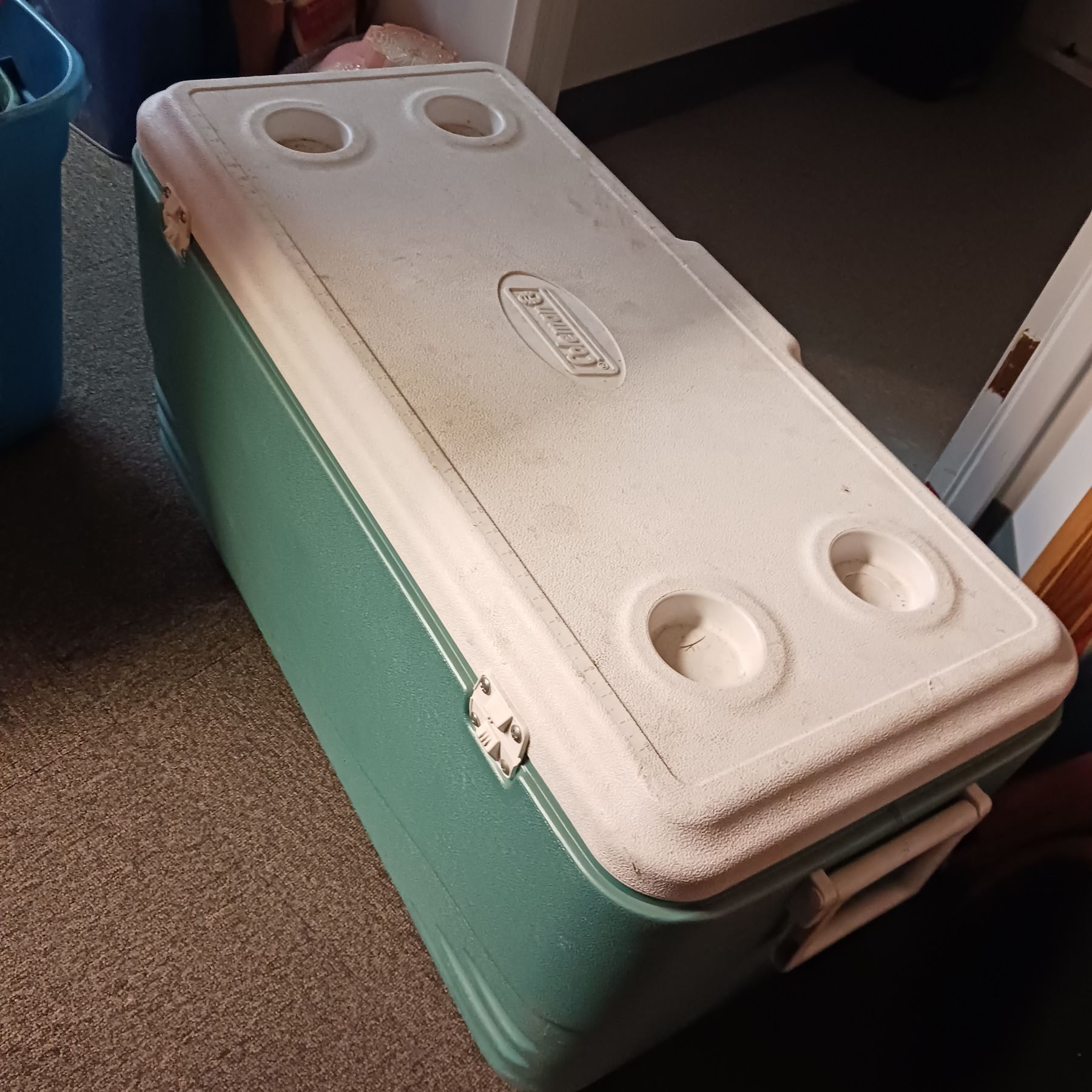 Vintage? LARGE Coleman Xtreme Ultimate Cooler