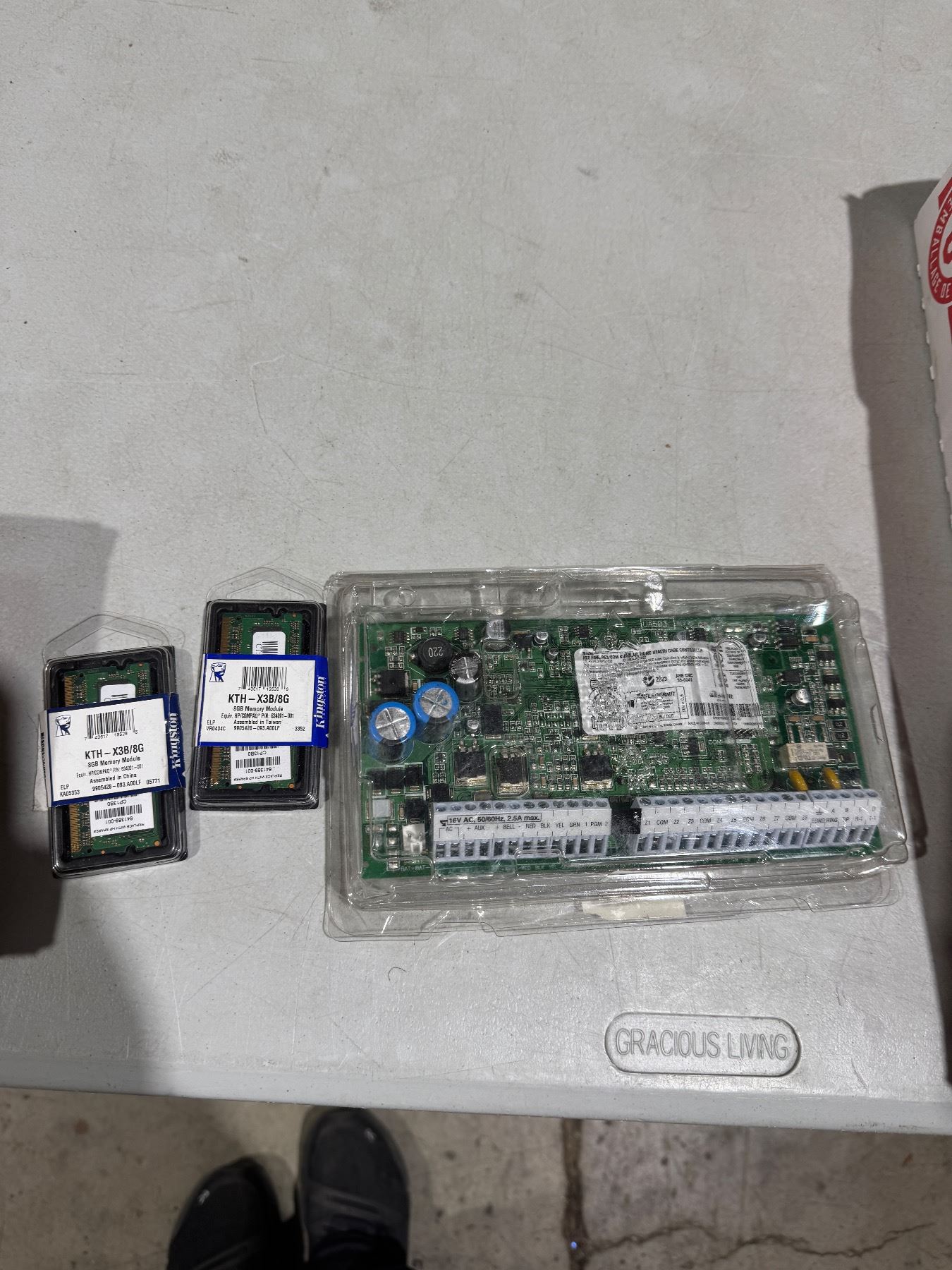 Memory modules, electronic items