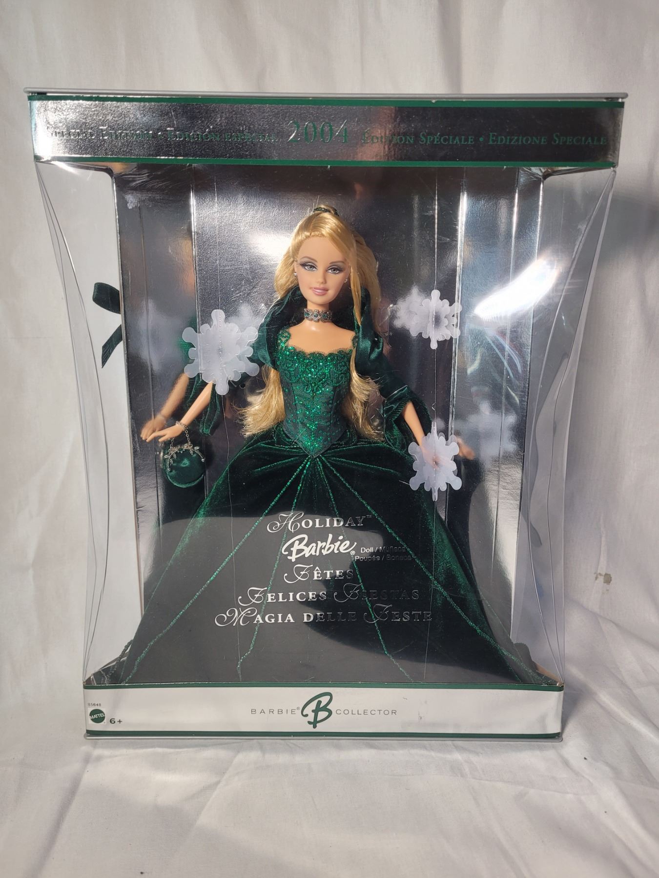 2004 Holiday Barbie A