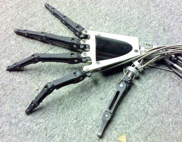 Cable Controlled Robot Arm Movie Props
