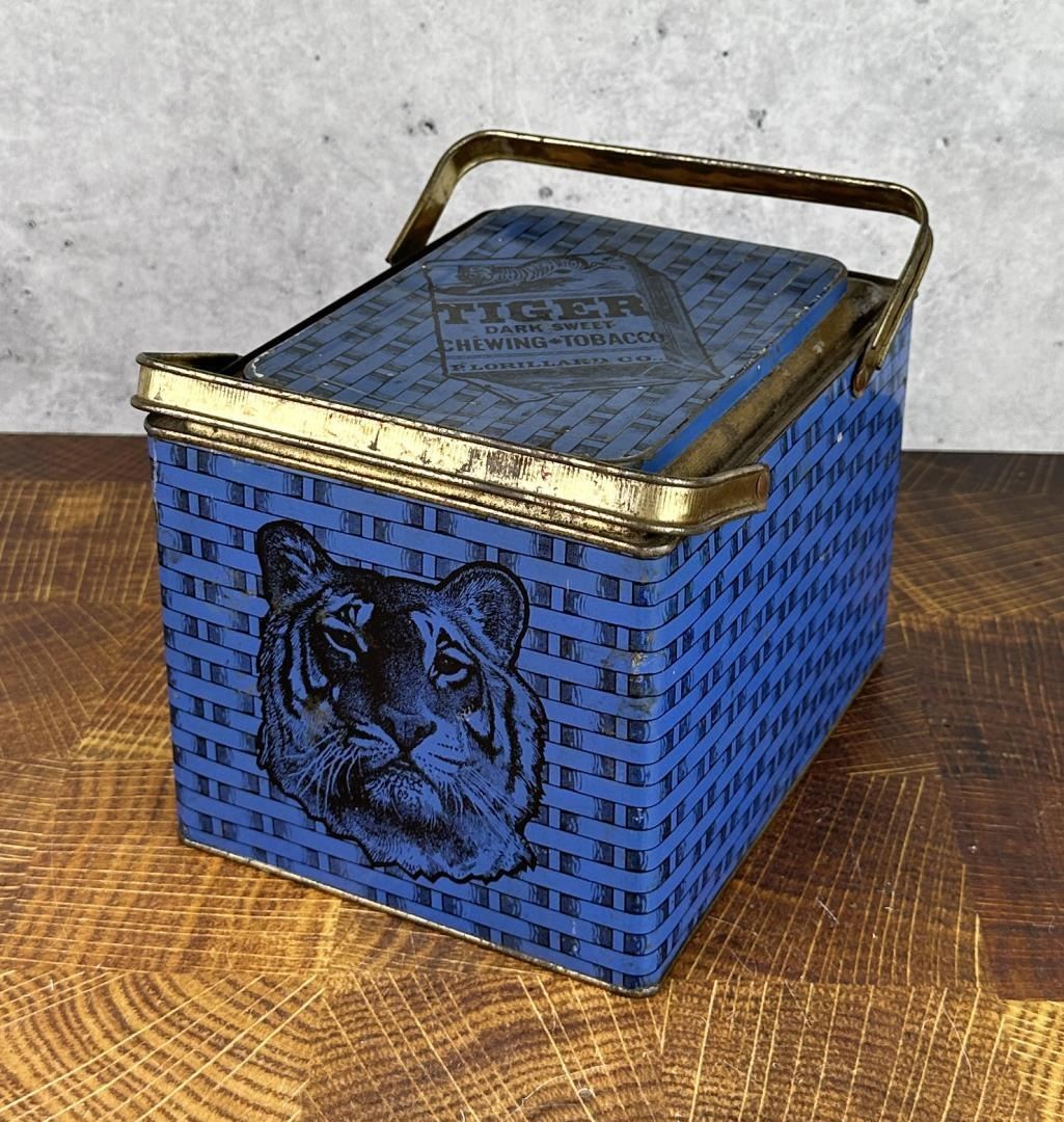 Blue Tiger Chewing Tobacco Tin