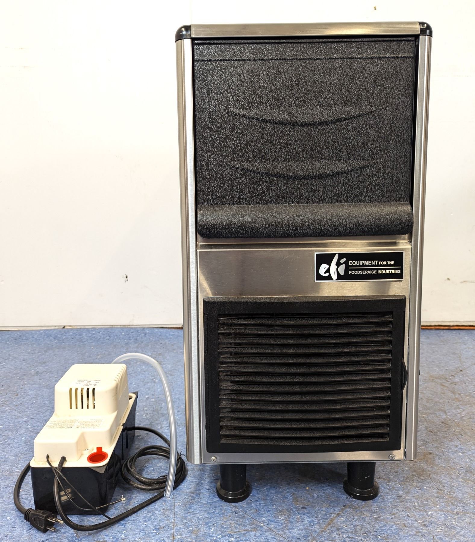 EFI IM-55-BULLET Undercounter Bullet Ice Machine With Condensate Pump