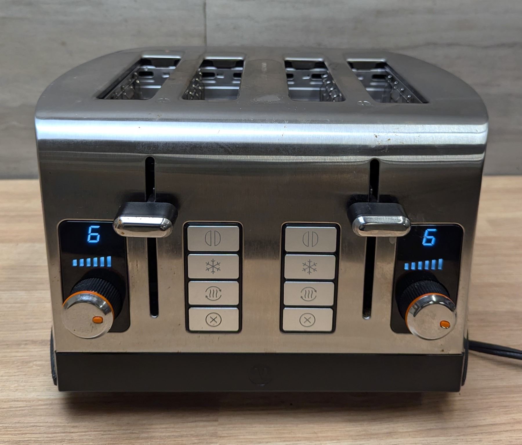 Vida Didital Stainless Steel 4-Slice Toaster | FtB