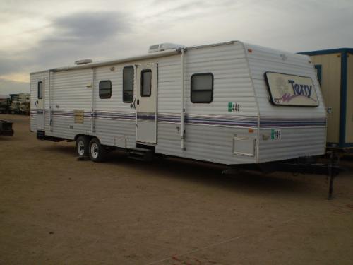 FLEETWOOD TERRY 36ft T/A SELF-CONTAINED TRAVEL TRAILER, s/n ...