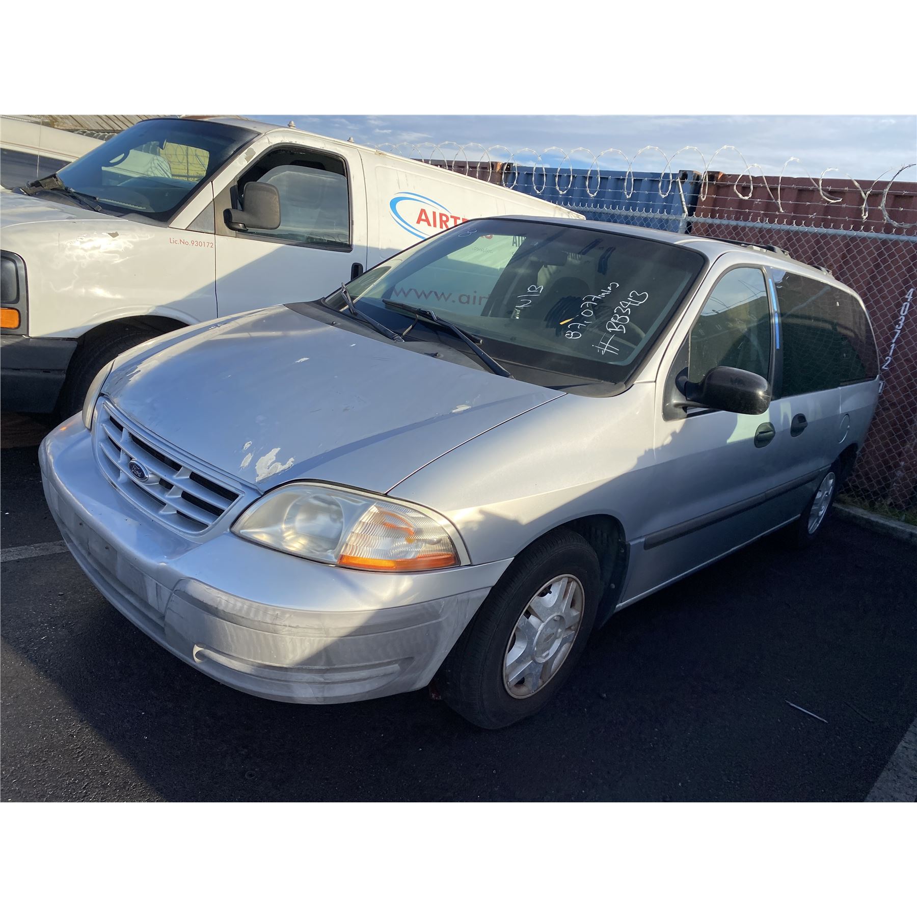 2000 Ford Windstar