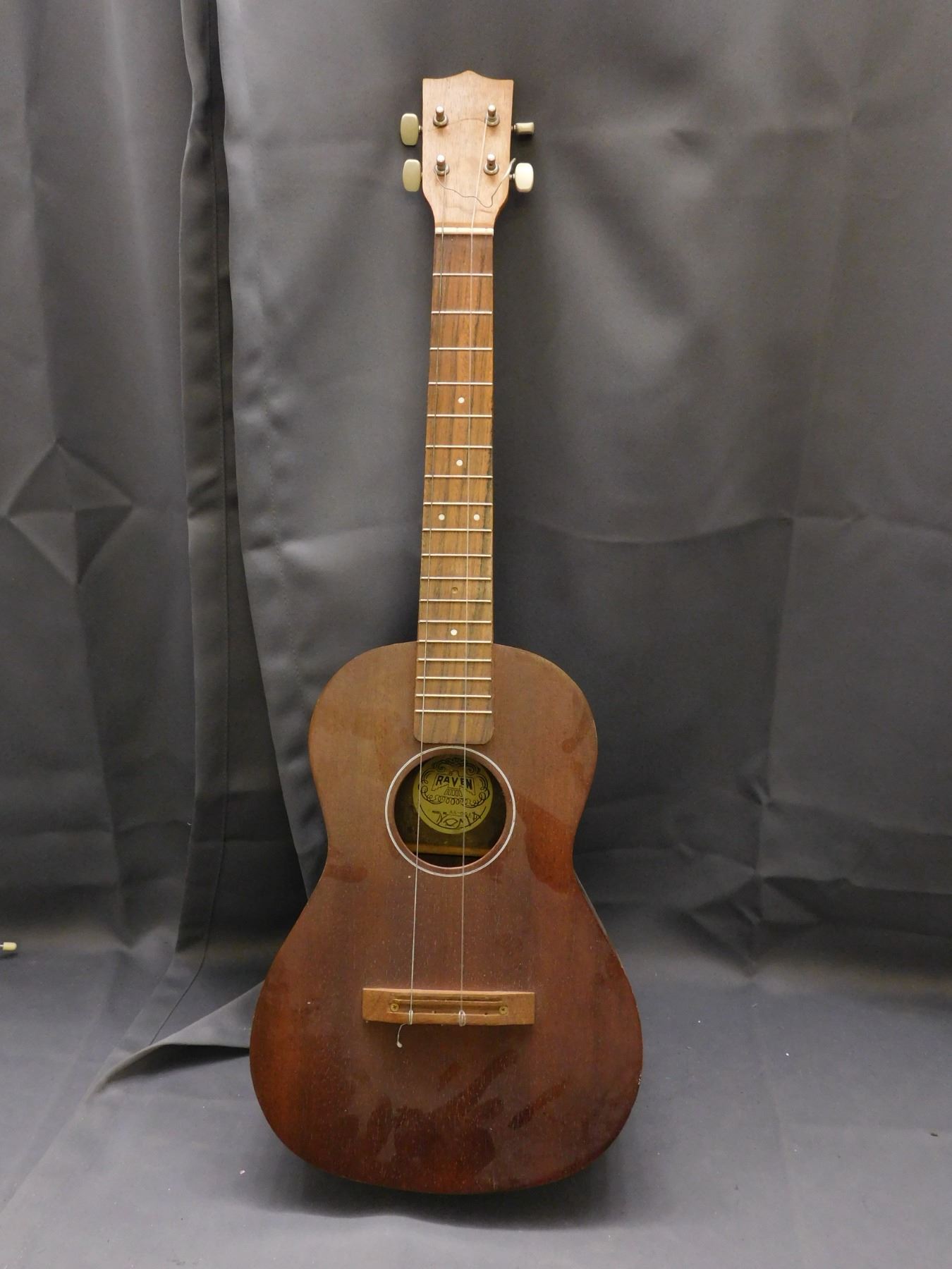 Raven Model AA-004 Ukulele