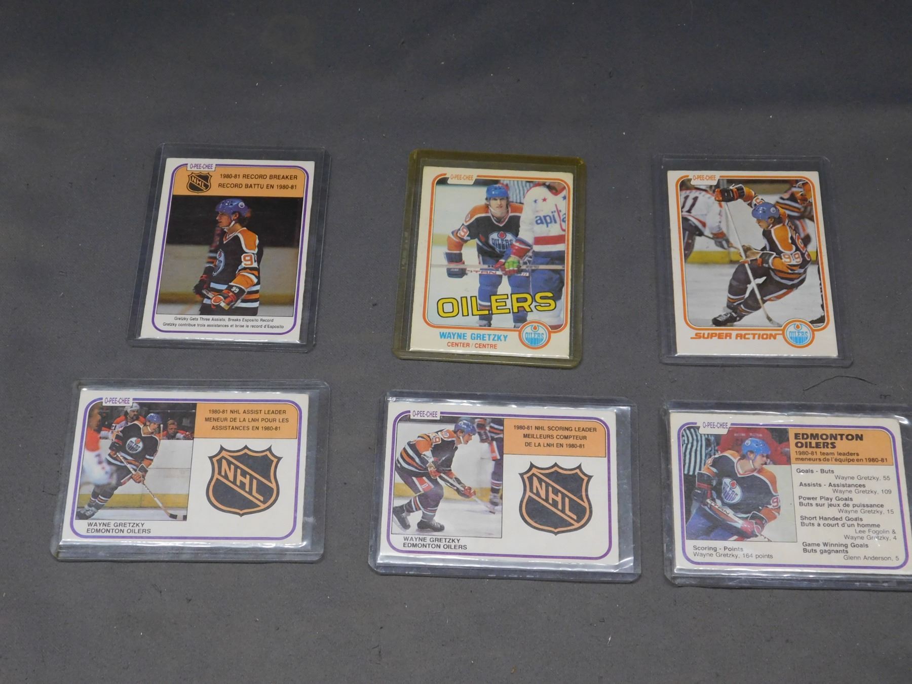 Lot of 6 1981 Wayne Gretzky OPC Opeechee Hockey Cards