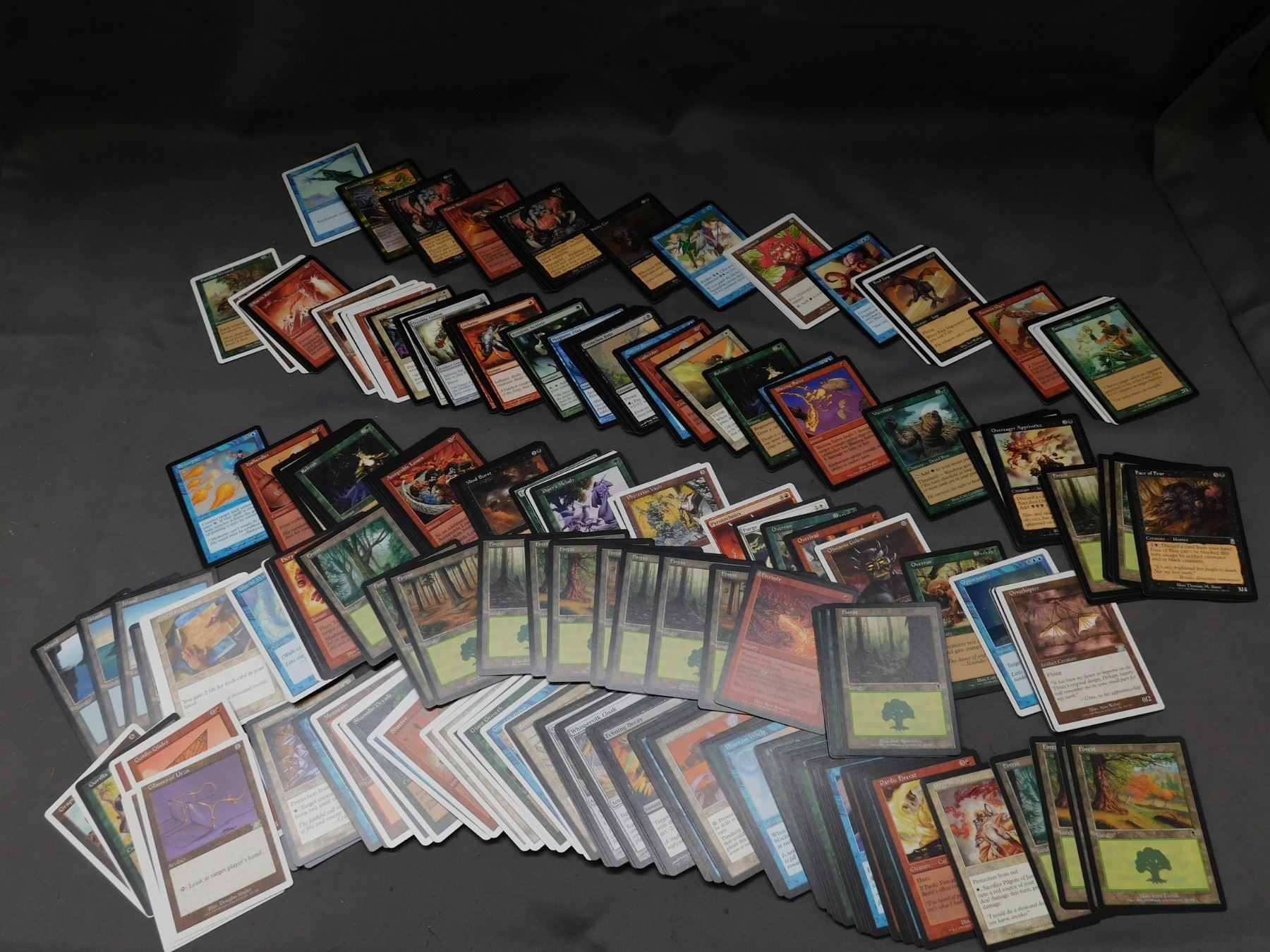 Lot of approx 150+ MTG Magic The Gathering TCG CCG Playing Cards