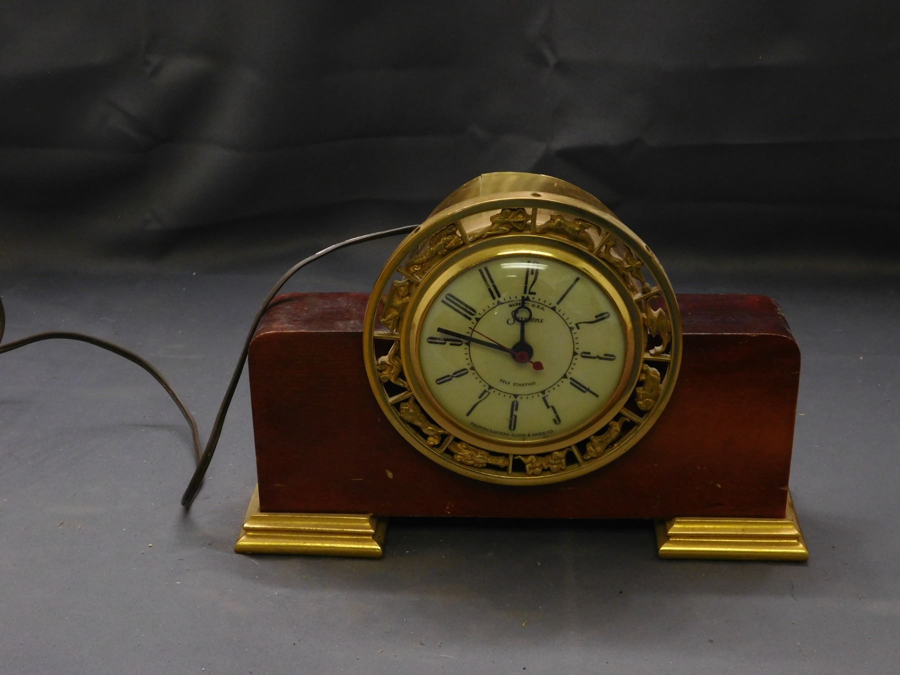 Vintage Zodiac Sessions Electric Mantle Clock