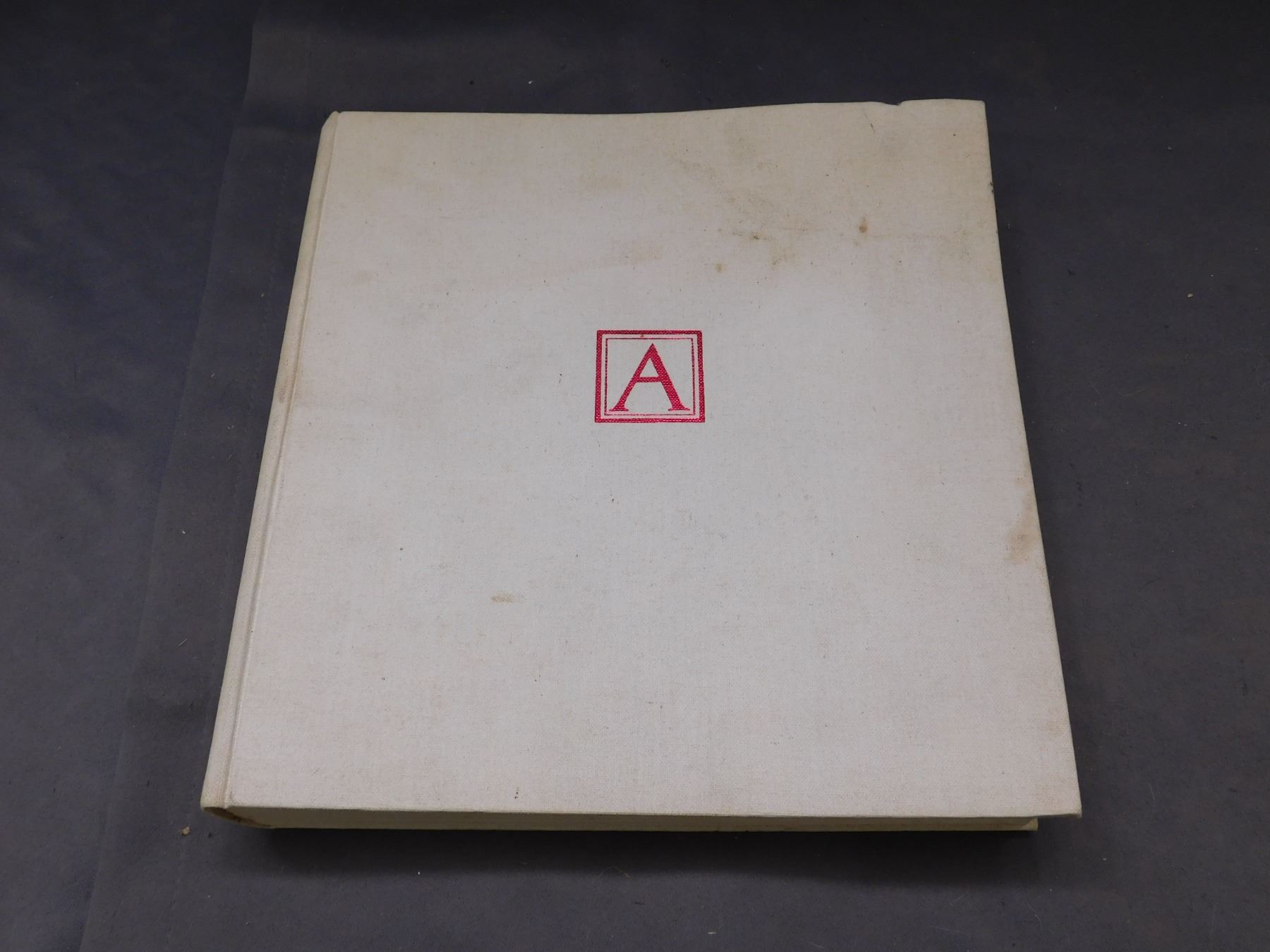 1970 Book ARF Life of Little Orphan Annie 1935-1945