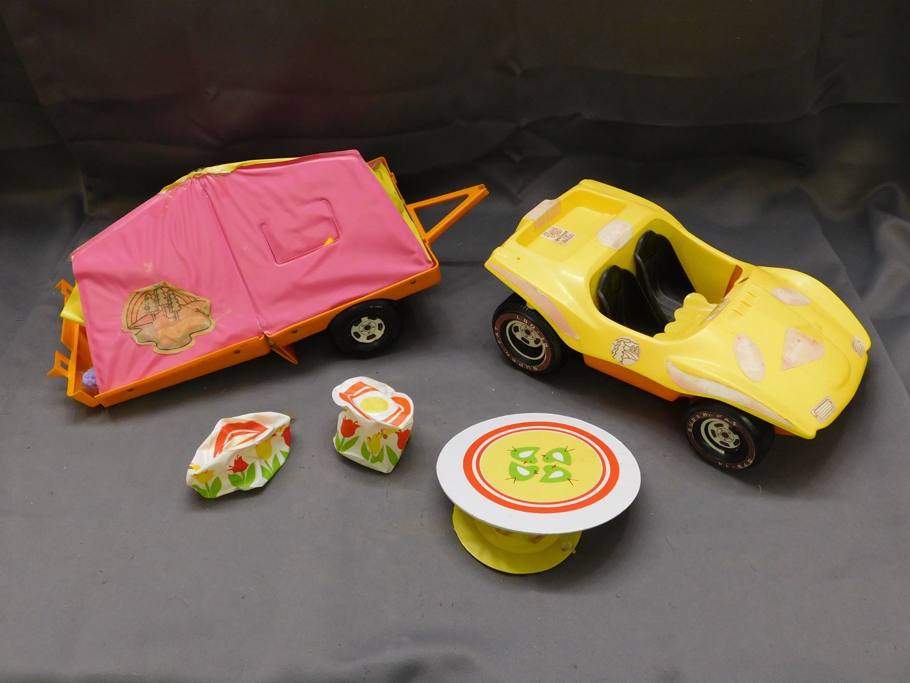 1970’s Barbie Dune Buggy with Pop-Up Camper, and 4 Pieces Furniture ...