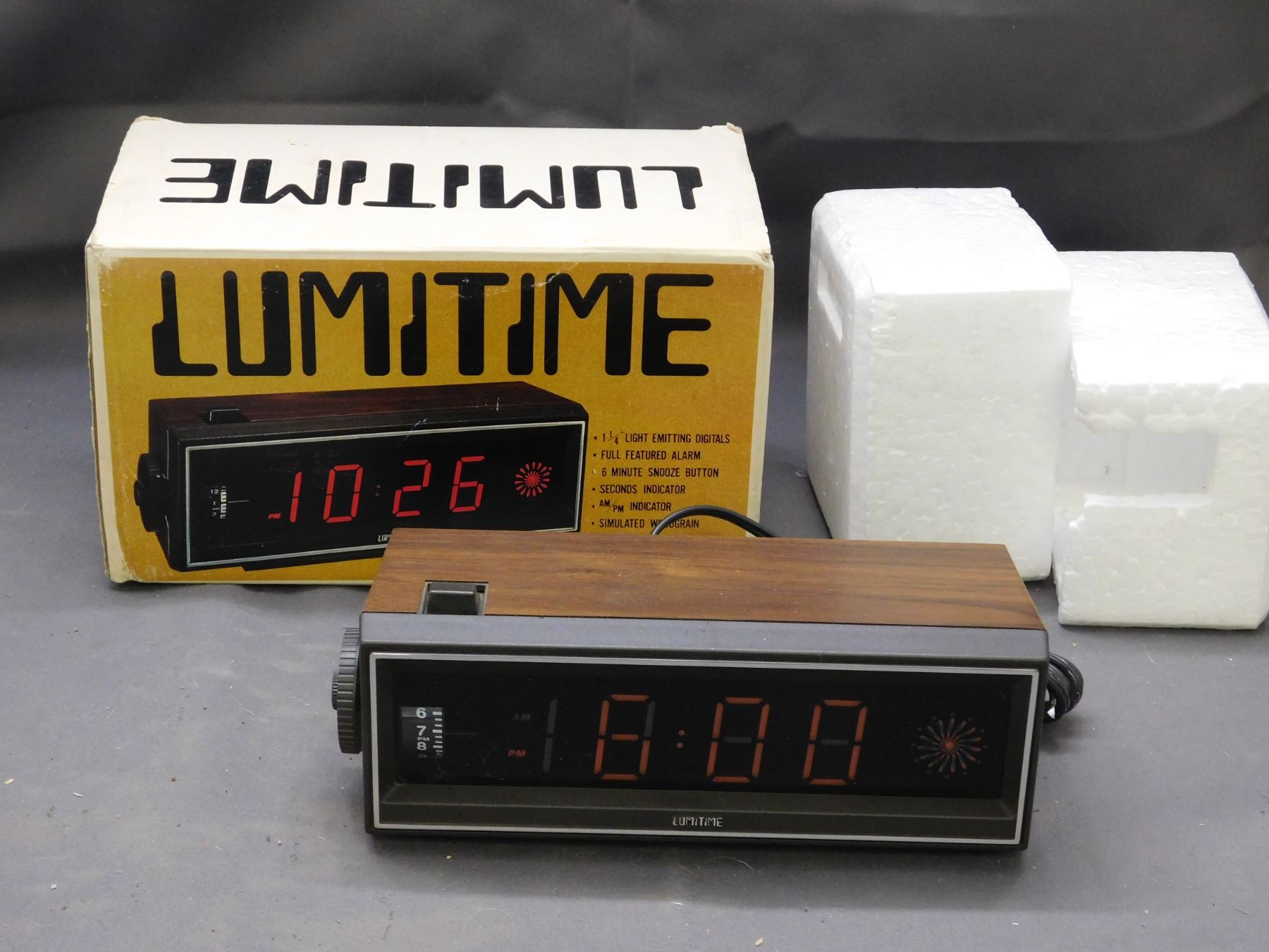 Lumitime CL-130 Vintage Digital Alarm Clock