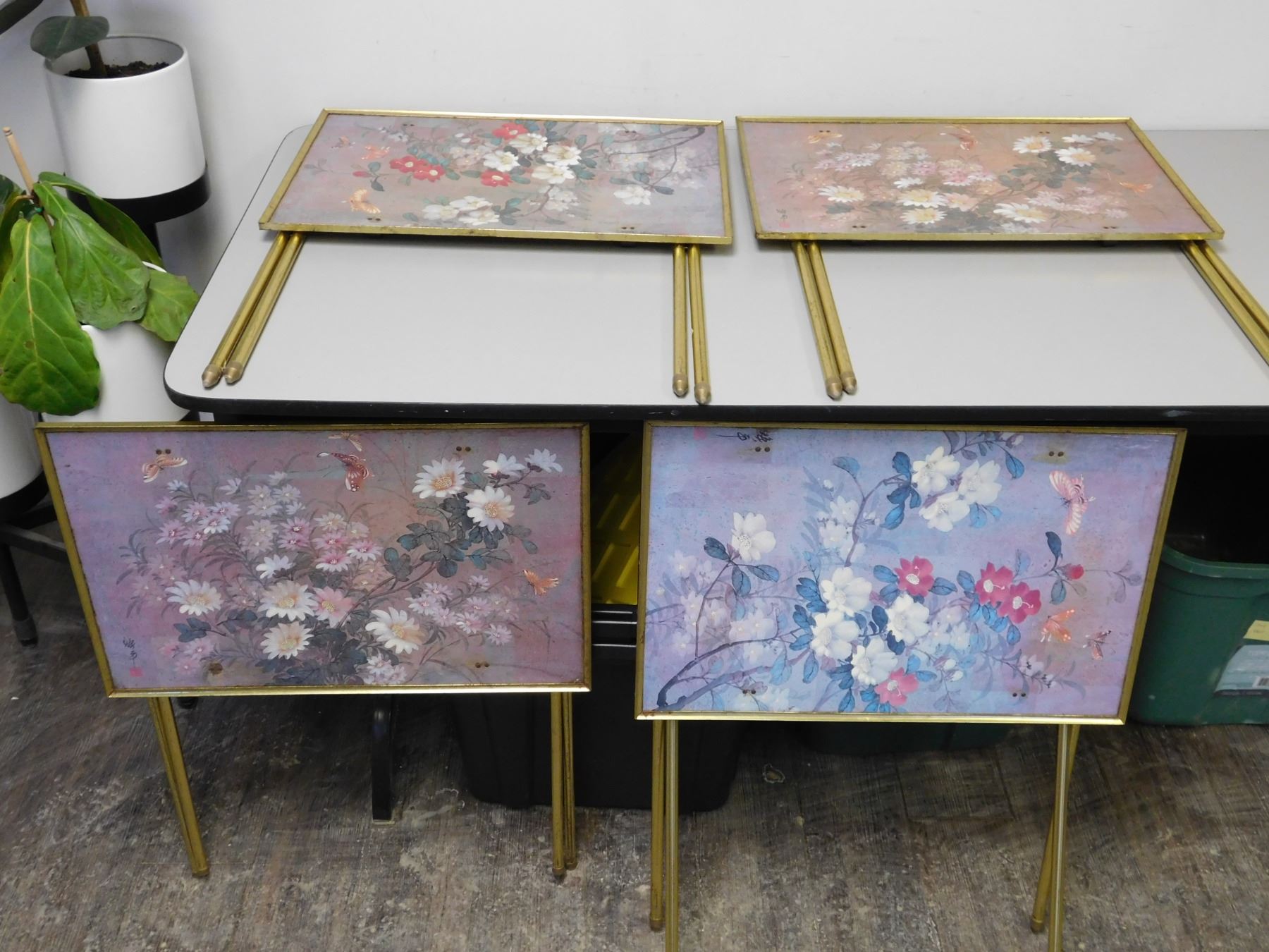 Lot of 4 Vintage MCM Folding TV Trays Tables Floral Patterns (all ...