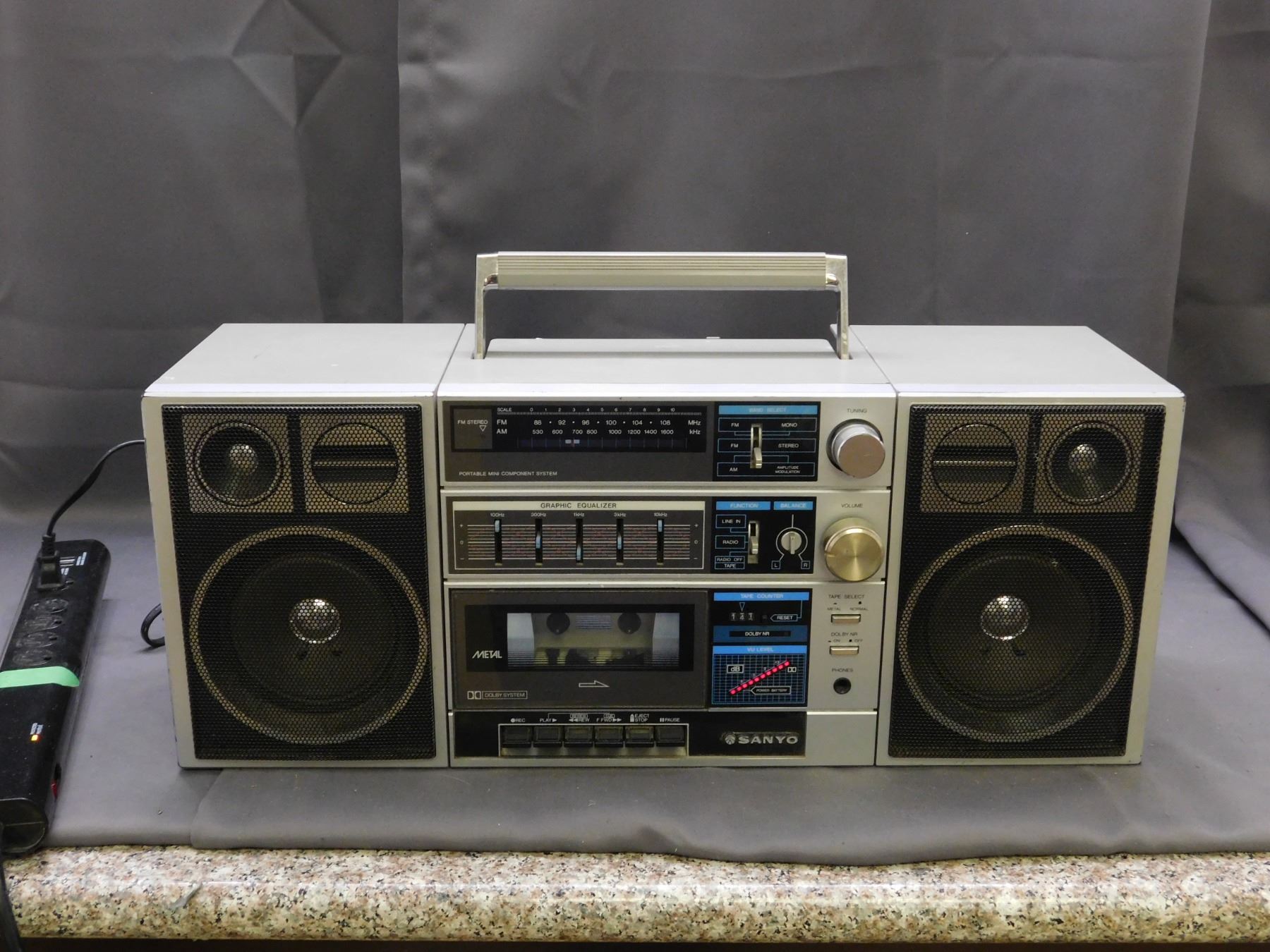 Sanyo Model C30 Ghettoblaster AM FM Radio Tape Player