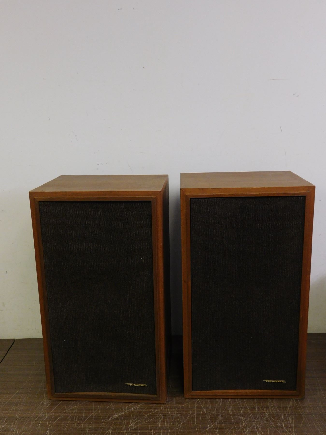 Realistic Optimus 5 B Floor Speakers