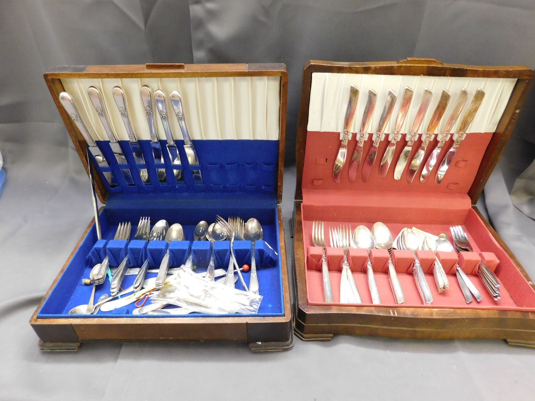 Lot of 2 Partially Complete Silverplate Cutlery Sets Community South ...