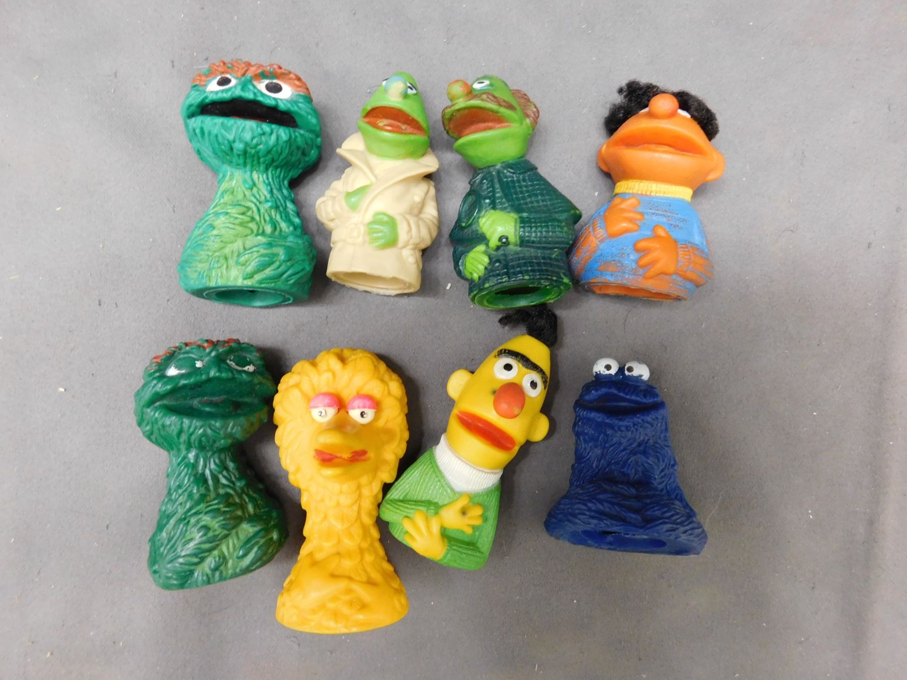 Lot of 8 Vintage Sesame Street Rubber Finger Puppets