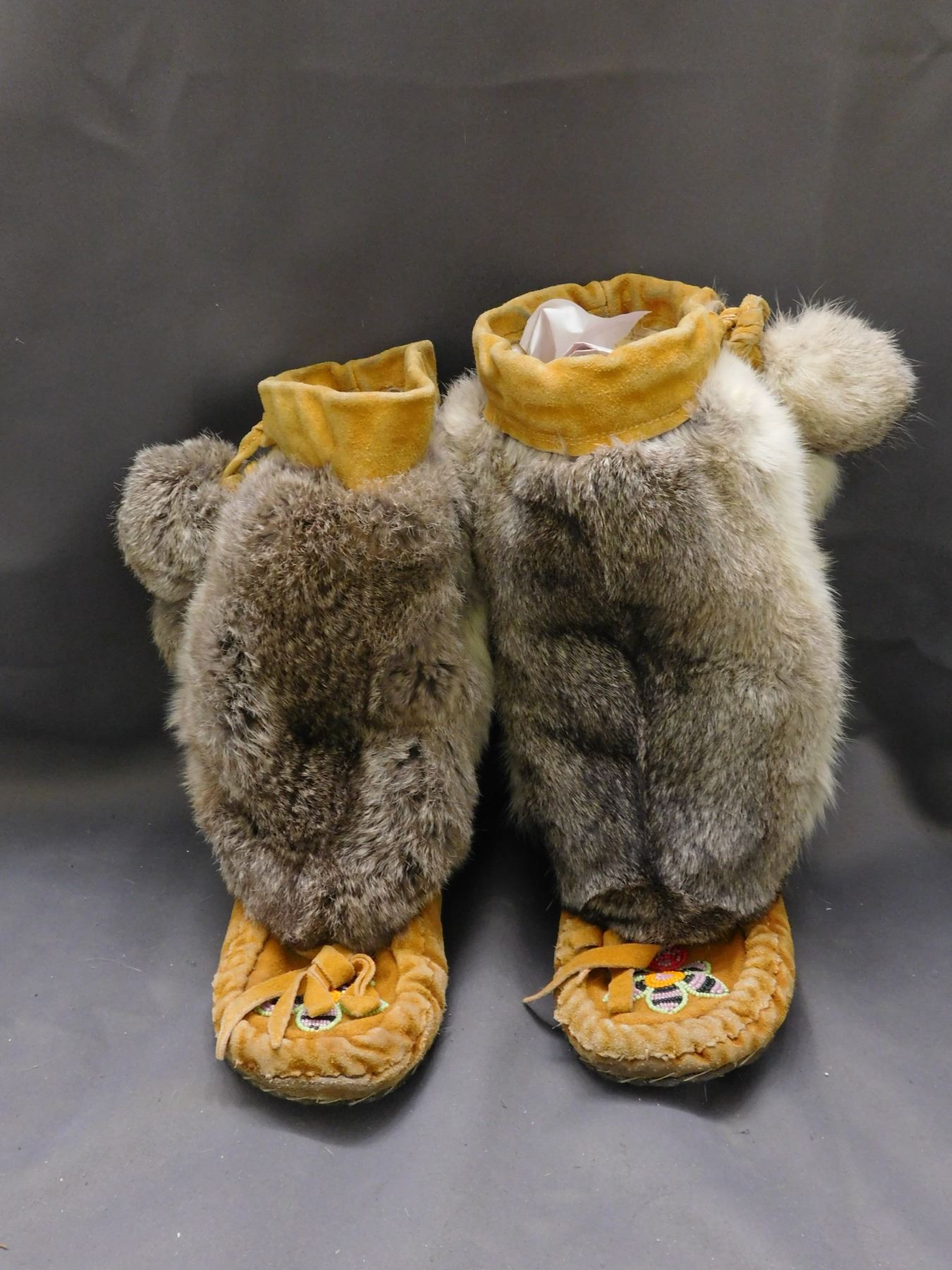 Pair of Mukluks with Beaded Detail Floral, 10" Across Bottom, Fur ...